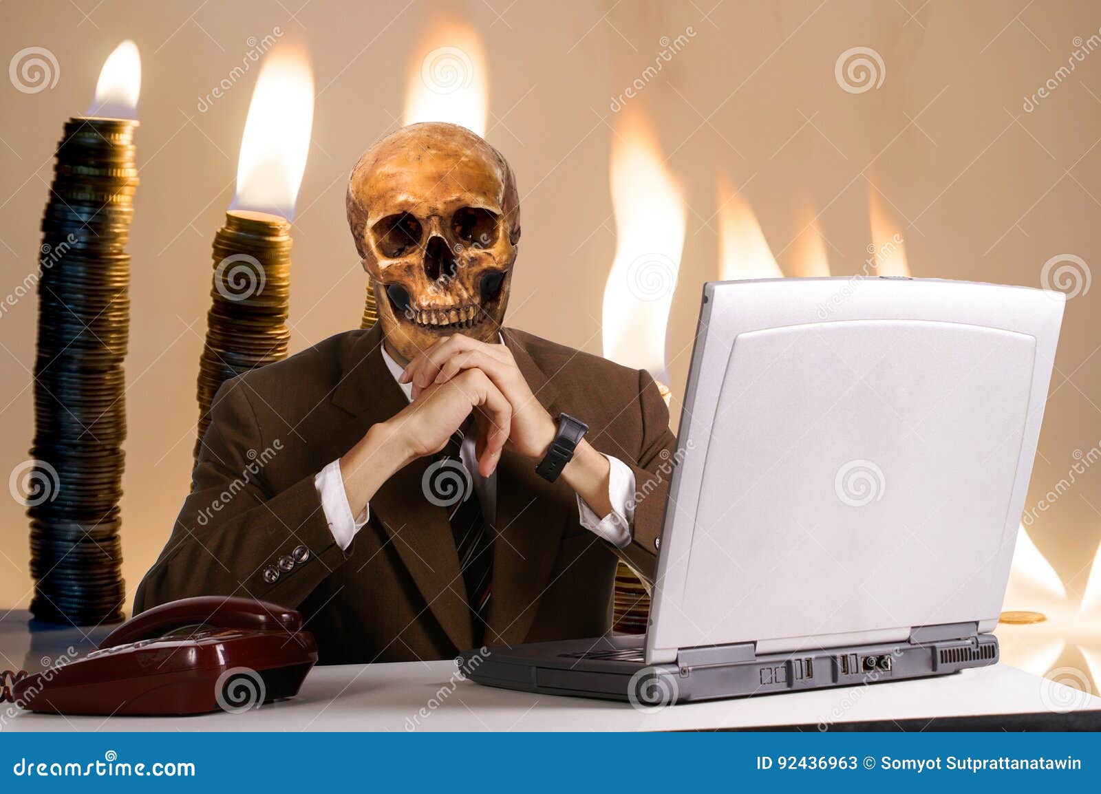 Computador Do Malware Do Hacker Imagem de Stock - Imagem de internet ...