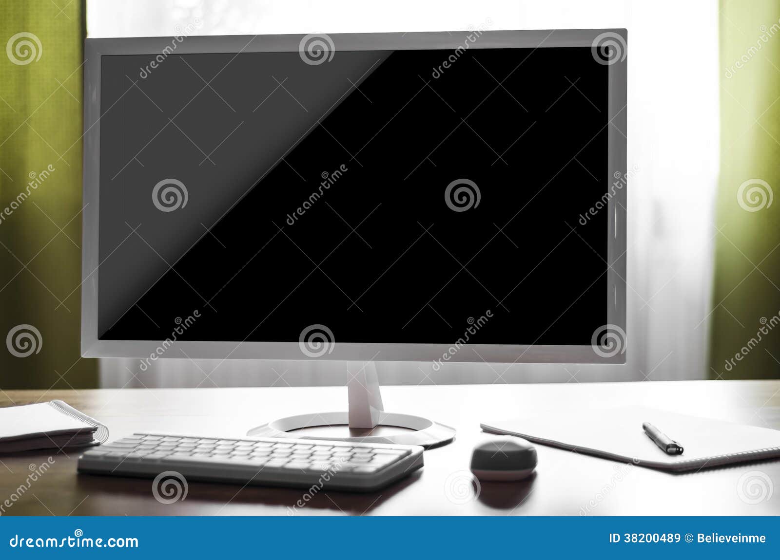 Computer stock afbeelding. Image of vlak, apparatuur - 38200489