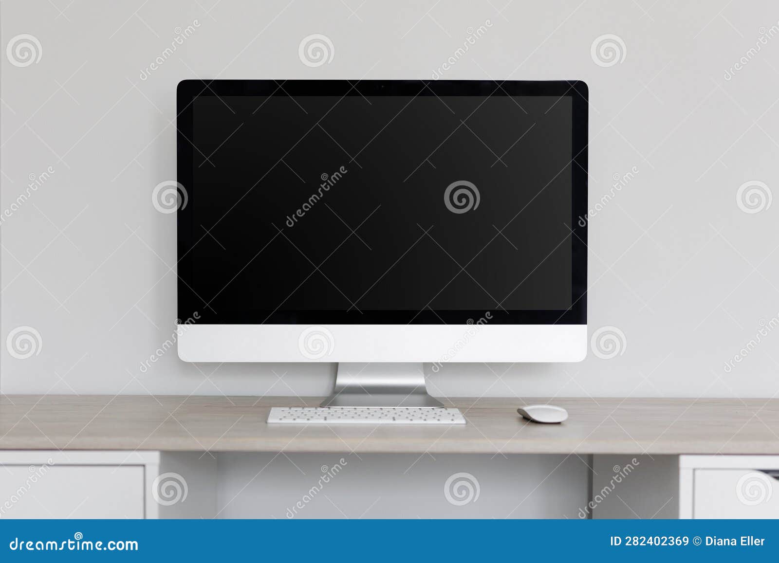 Computer with Blank Screen on the Table Stock Image - Image of indoor ...