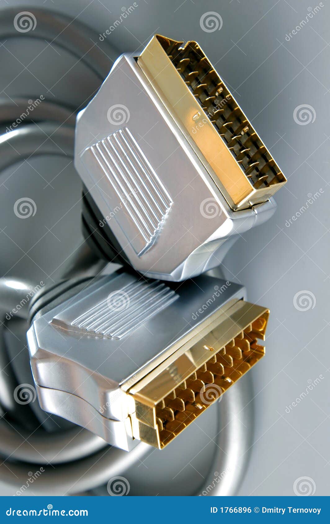 Computer Cables Royalty-Free Stock Photography | CartoonDealer.com #678497