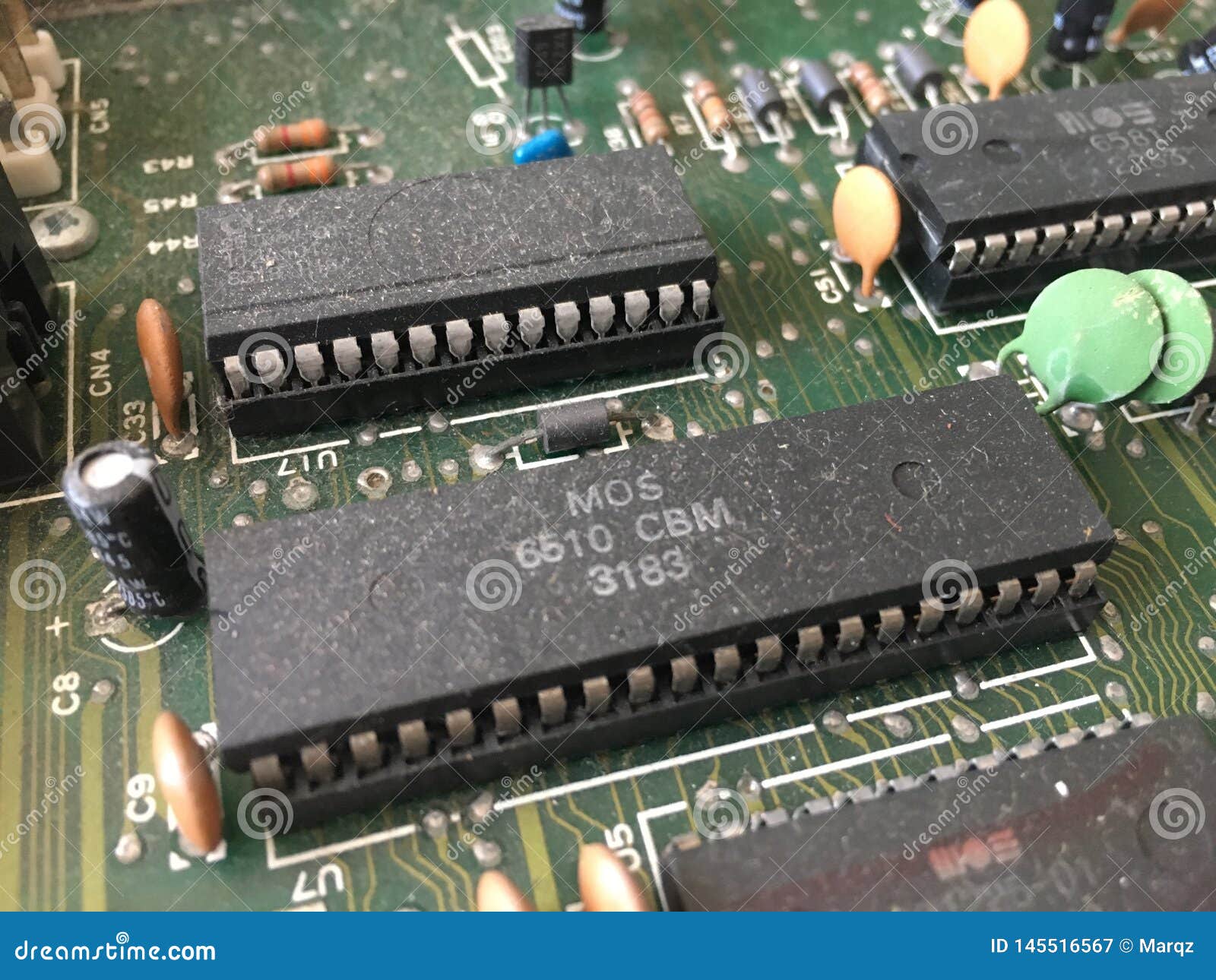 Computer Commodore 64. MOS 6510 & 6581 1982 Retro Computer Stock Photo ...