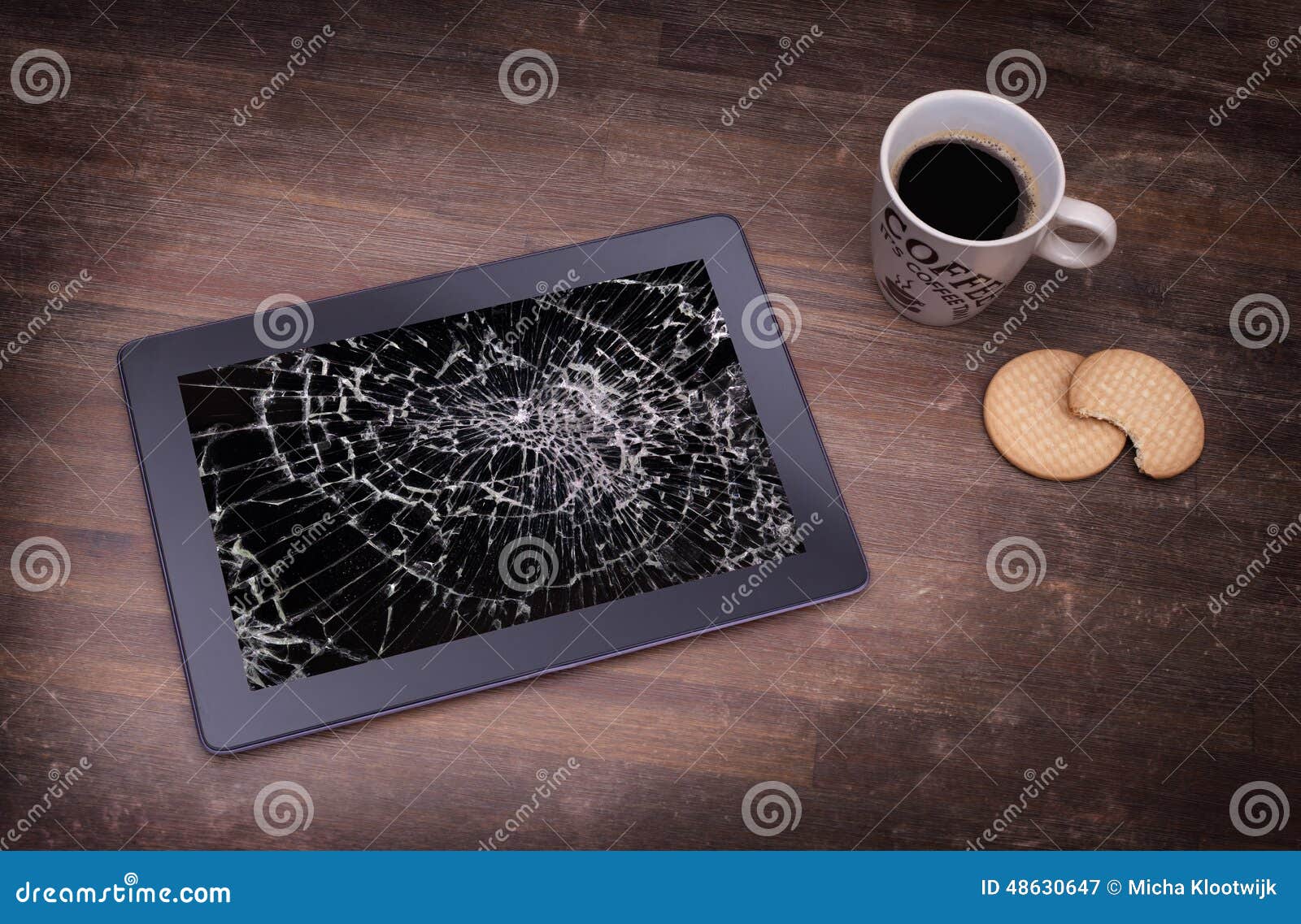 Computer Della Compressa Con Vetro Rotto Immagine Stock - Immagine di ...