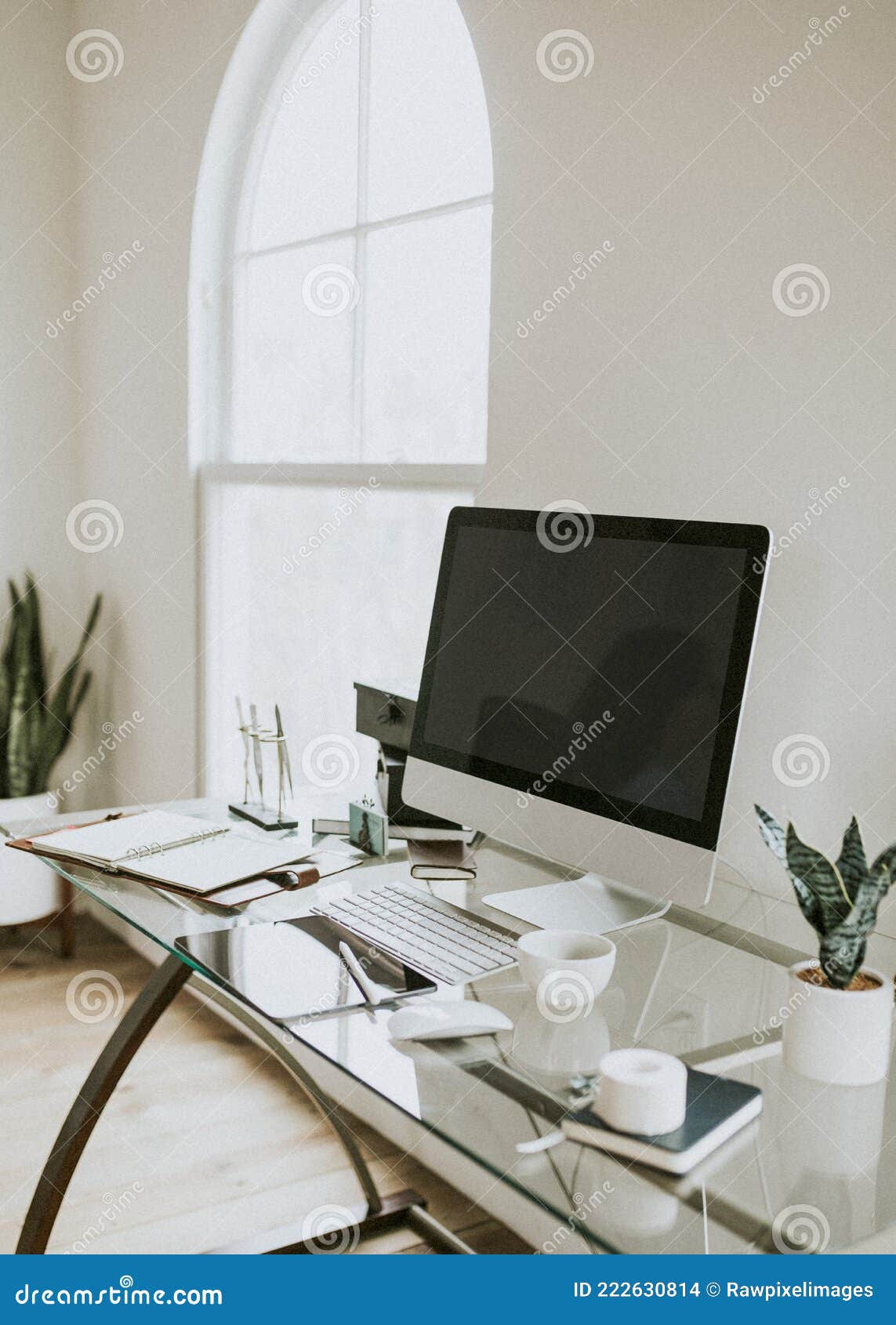 Computer desktop screen stock photo. Image of working - 222630814