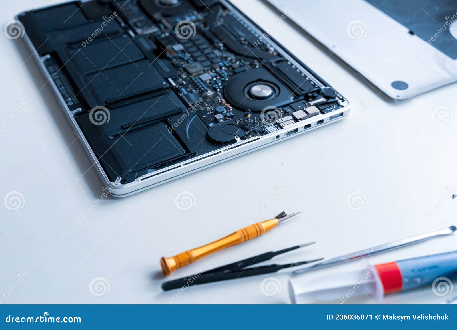 Maintenance Pc. Maintenance Repair Engineer Support. Computer ...