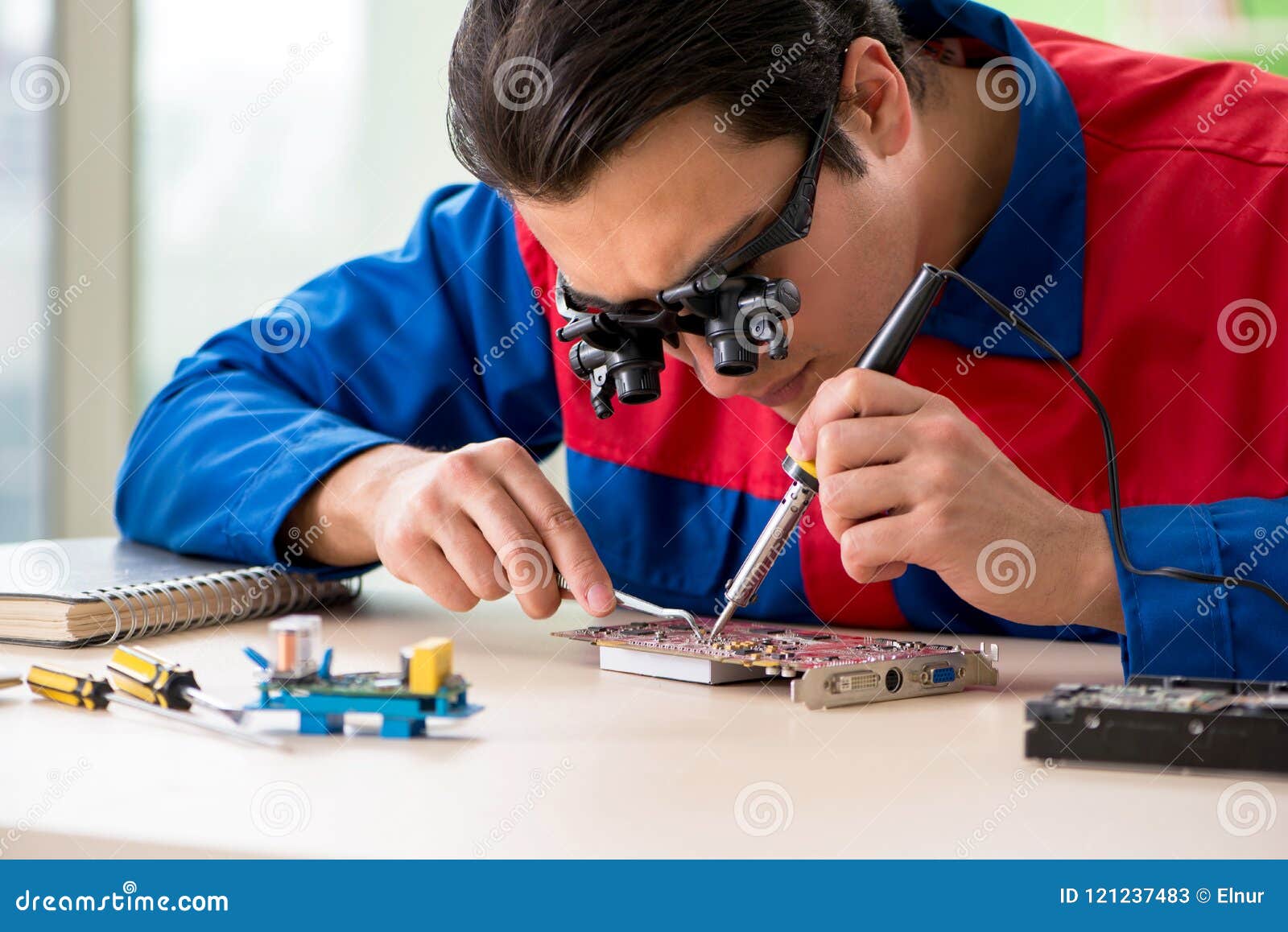 The Computer Engineer Repairing Broken Desktop Stock Image - Image of ...