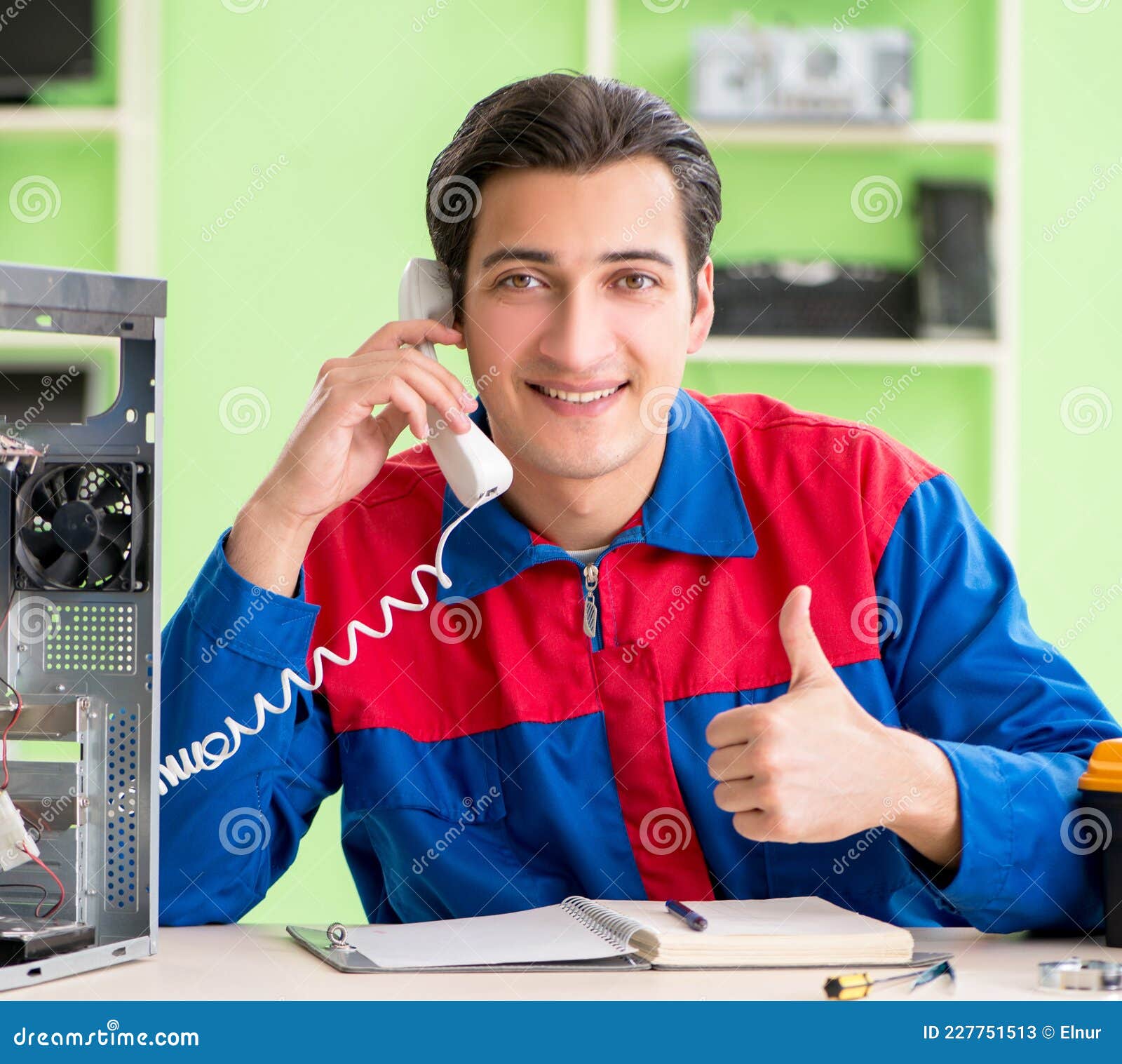 Computer Engineer Repairing Broken Desktop Stock Image - Image of ...