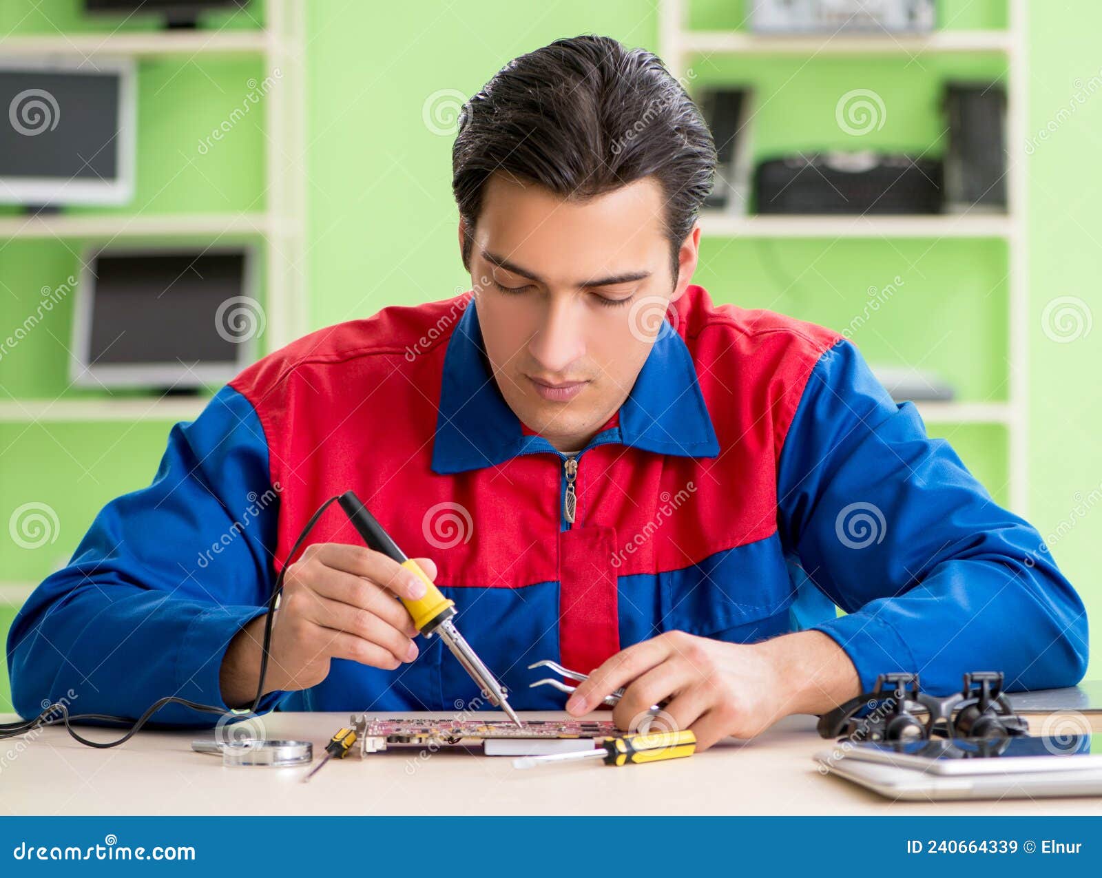 Computer Engineer Repairing Broken Desktop Stock Image - Image of ...
