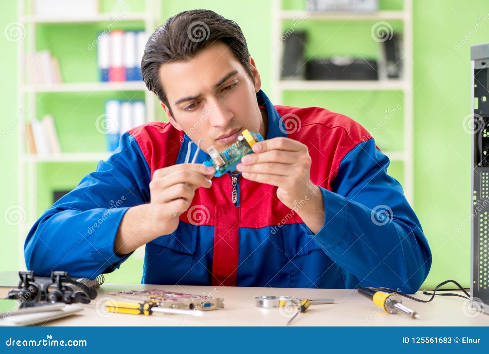 The Computer Engineer Repairing Broken Desktop Stock Image - Image of ...