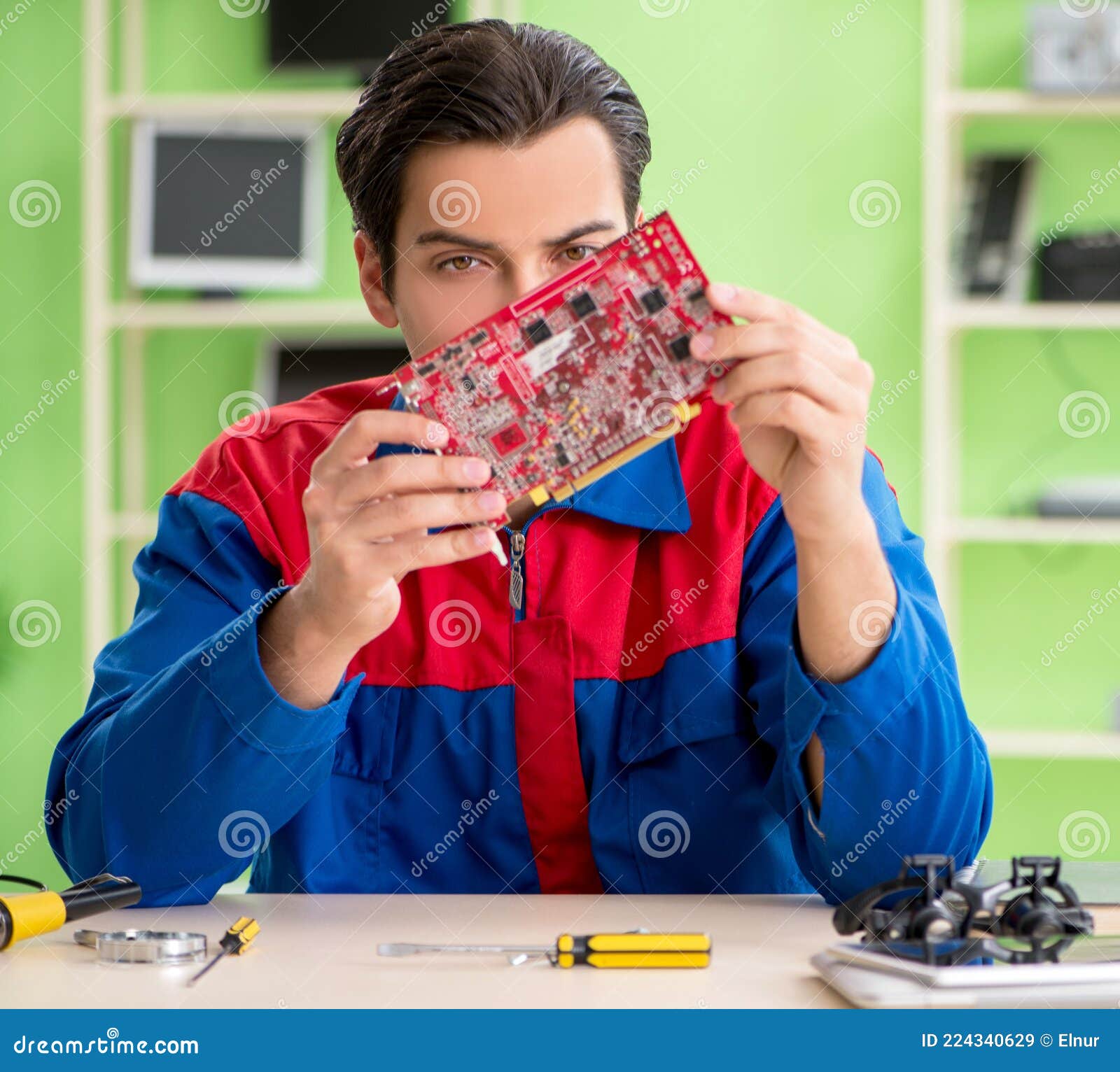 Computer Engineer Repairing Broken Desktop Stock Image - Image of ...
