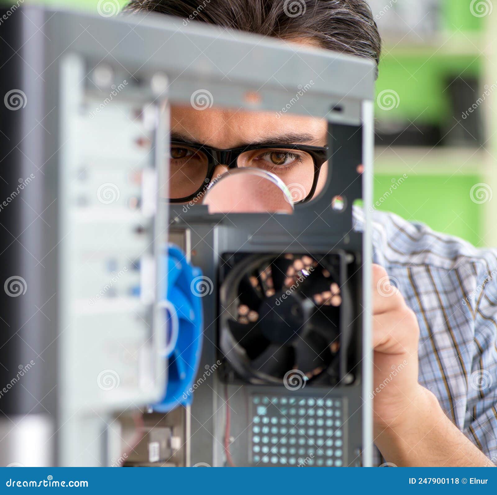 Computer Engineer Repairing Broken Desktop Stock Photo - Image of ...