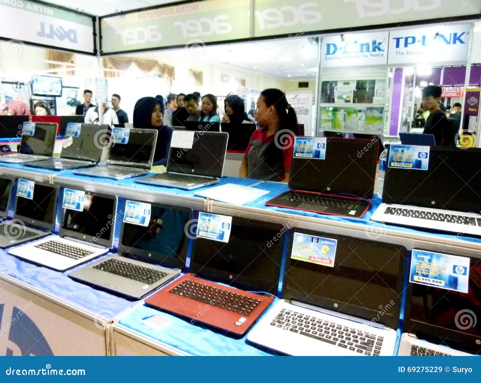 Computer exhibition editorial stock image. Image of technology - 69275229