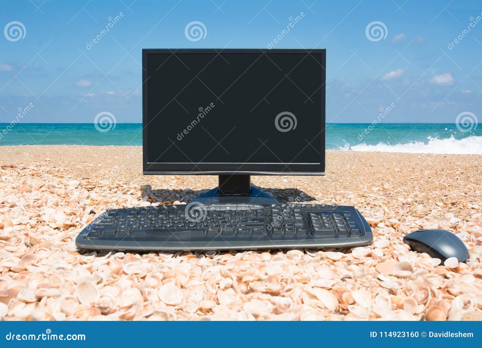 Computer, Holiday Concept, Beach Office Stock Photo - Image of deal ...