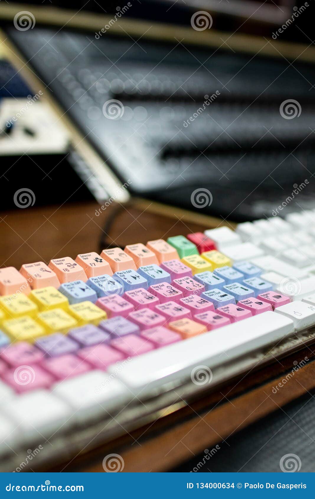 Computer Keyboard with Colored and Mixed Keys for Audio and Video ...