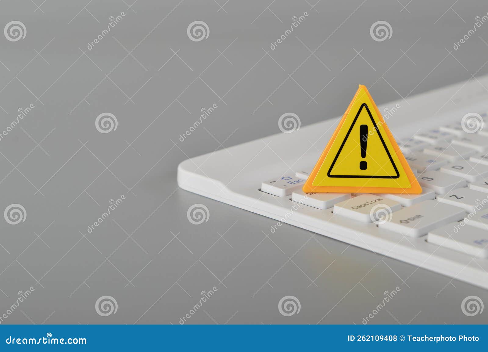 Computer Keyboard and Warning Sign. Data Thief, Internet Fraud, Cyber ...