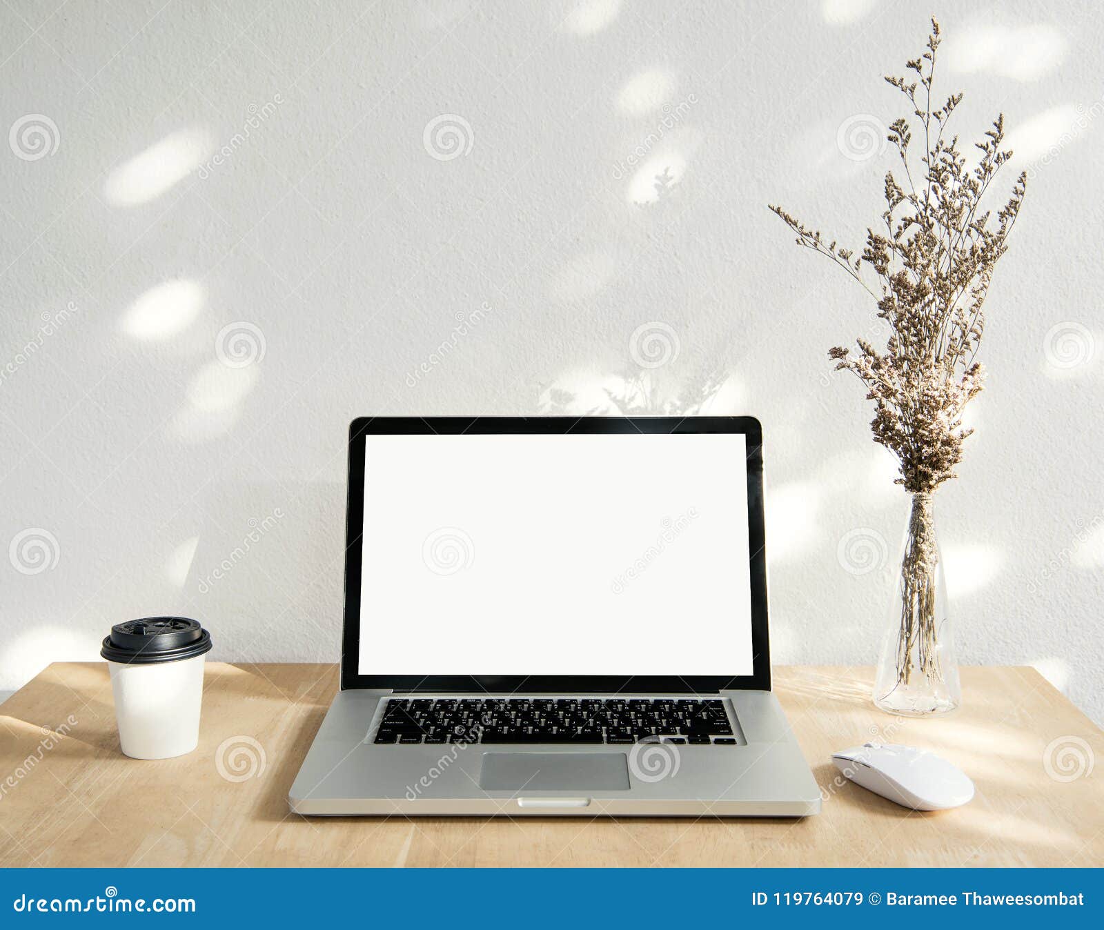 Computer Laptop Blank Screen for Mockup Creative Design Techno Stock ...