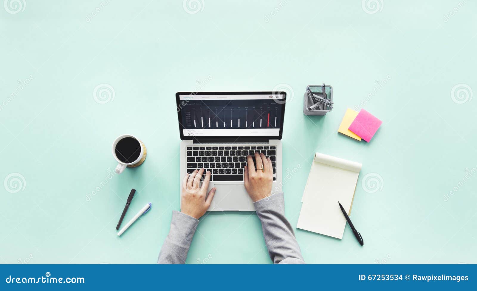 270 Working Figures Illustration Stock Photos - Free & Royalty-Free ...