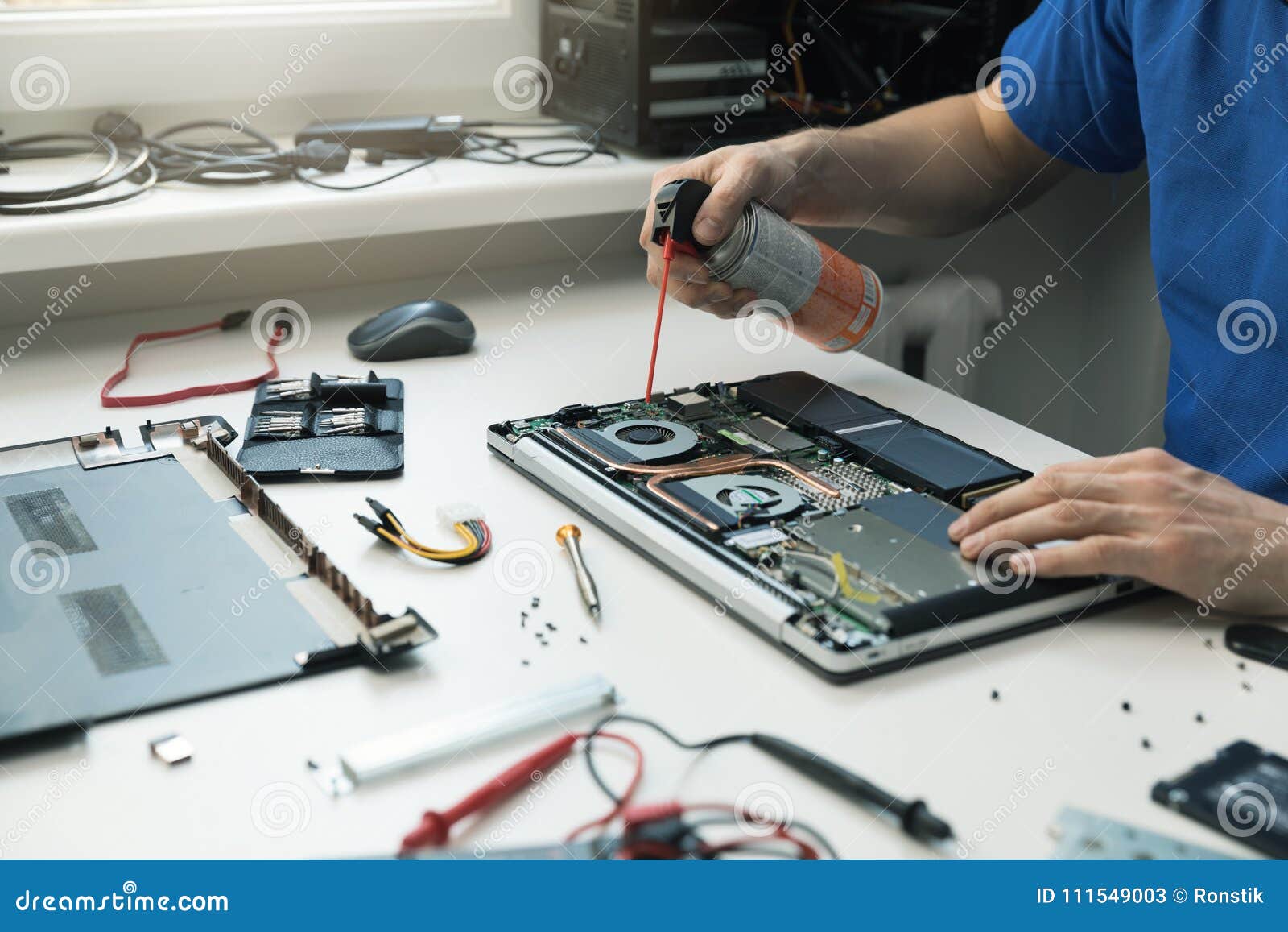 Computer maintenance stock image. Image of system, table - 111549003