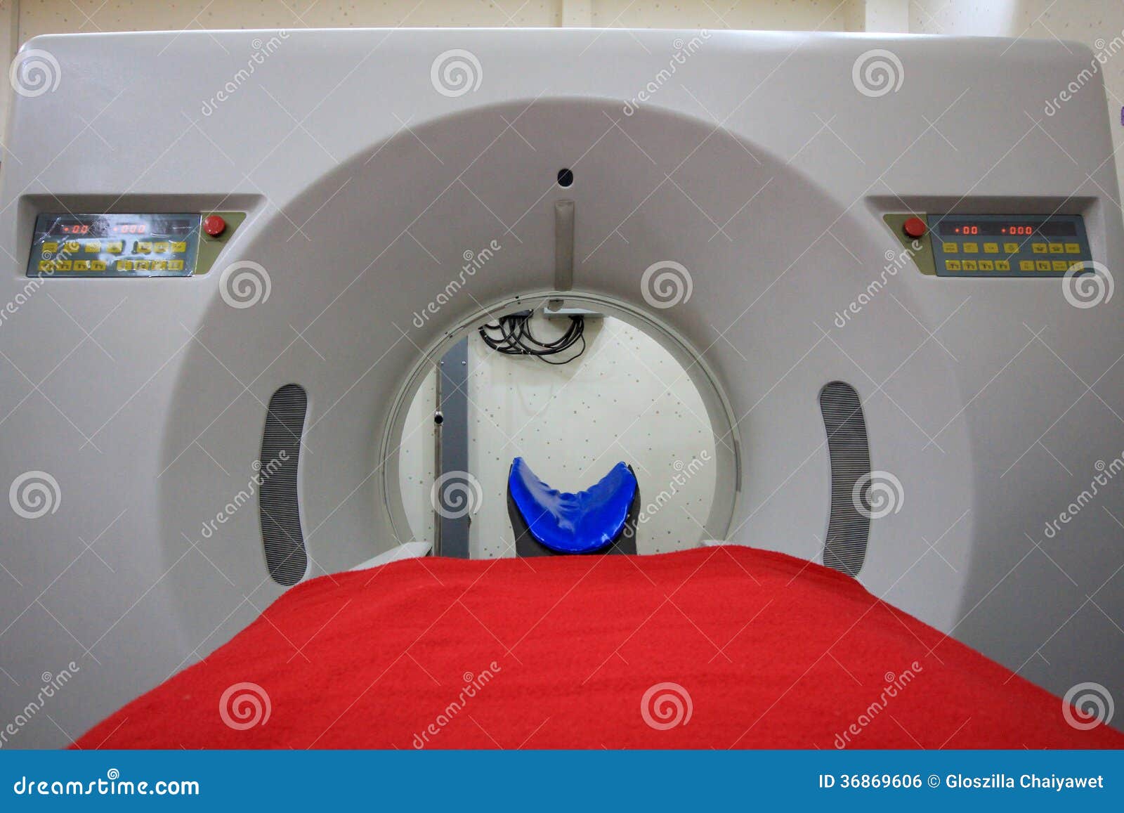 A Computer Monitoring a Scan of Human Body Stock Photo - Image of ...