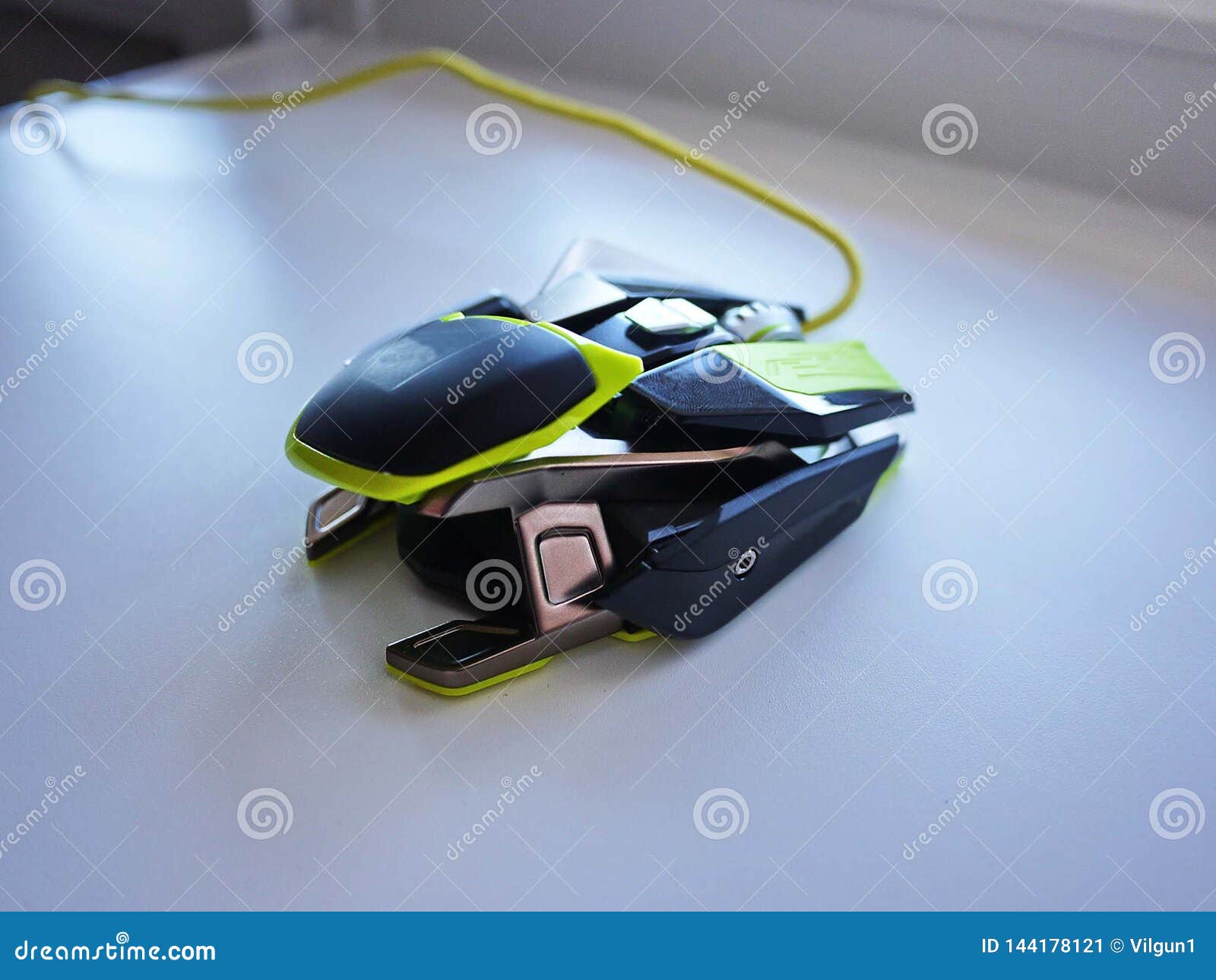 Computer Mouse for Gamers, Can Be Used in Games and on a Personal ...