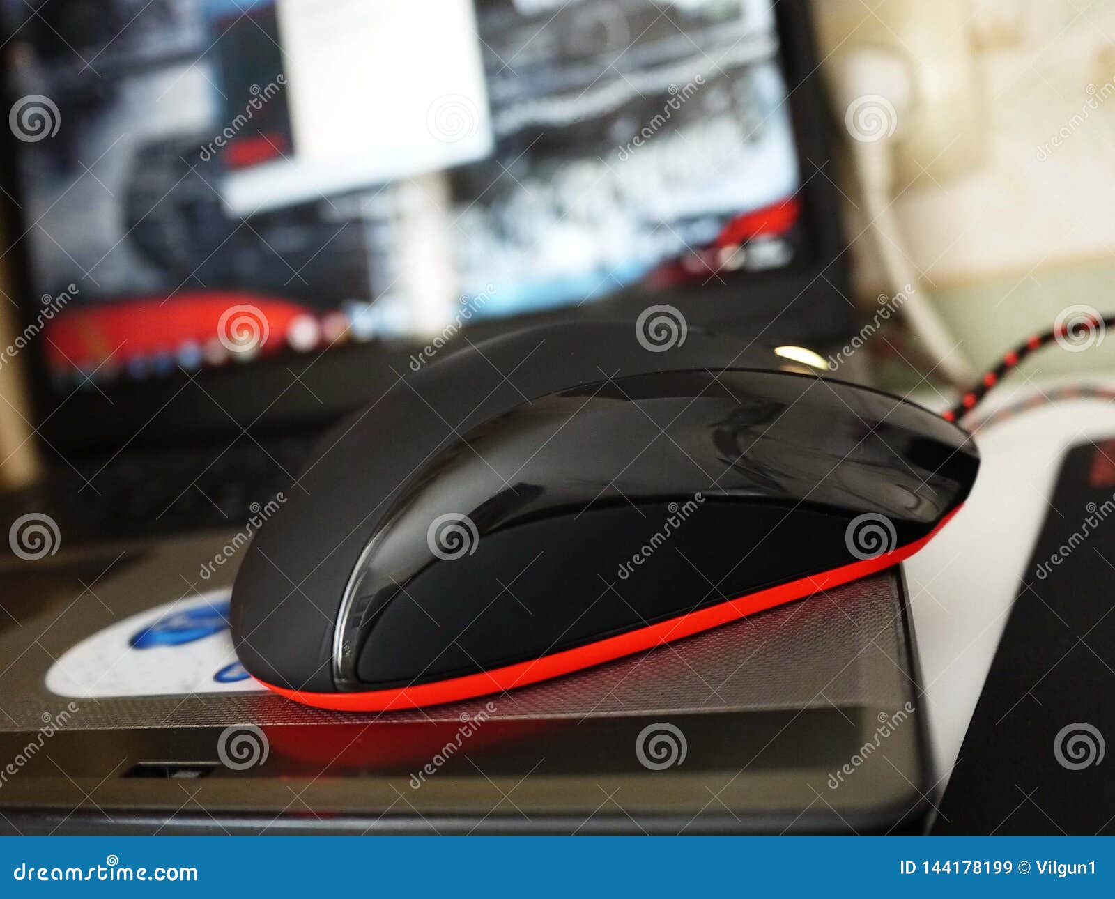 Computer Mouse for Gamers, Can Be Used in Games and on a Personal ...