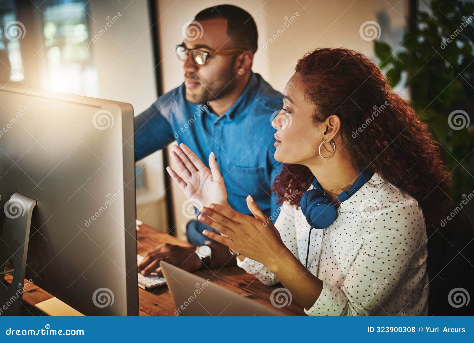Computer, Night and Business People with Teamwork, Conversation for ...