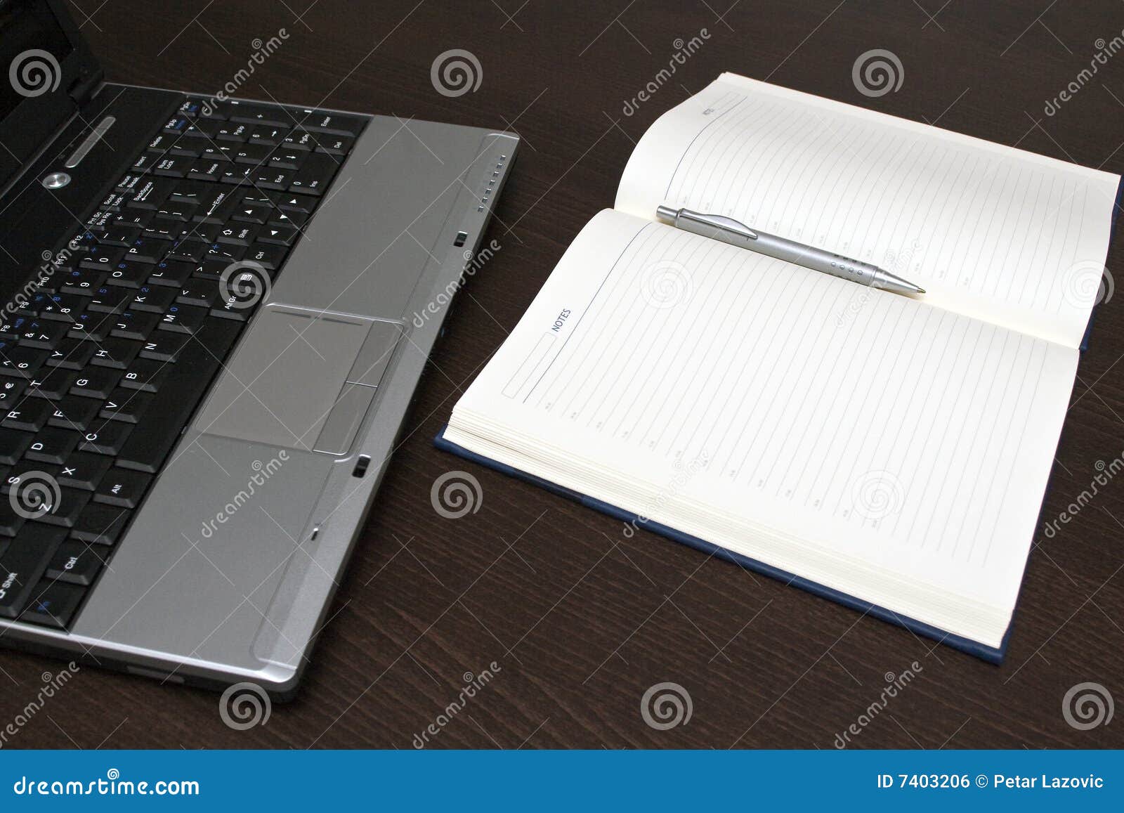 Paper Notebooks And Crumpled Paper Stock Photography | CartoonDealer ...