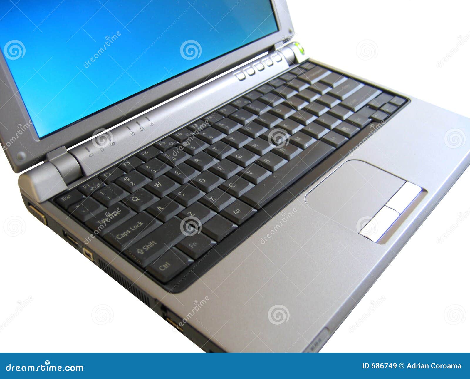 Computer portatile immagine stock. Immagine di televisione - 686749