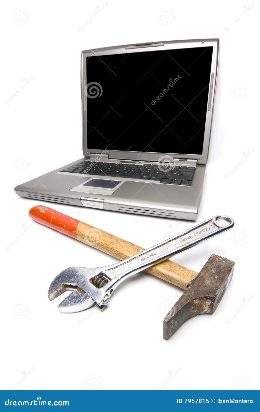 Computer Portatile E Strumenti Immagine Stock - Immagine di martello ...