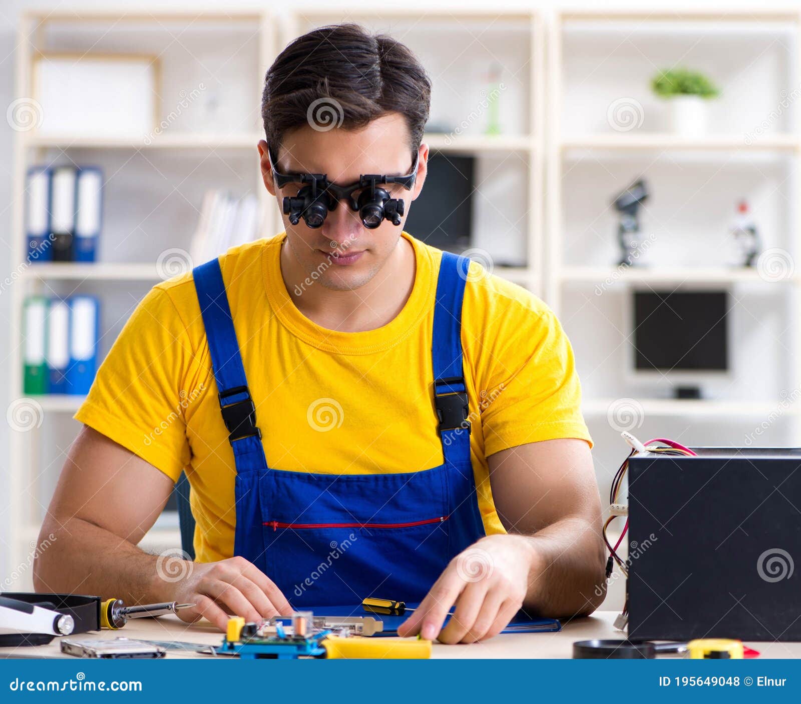 Computer Repair Technician Repairing Hardware Stock Photo - Image of ...