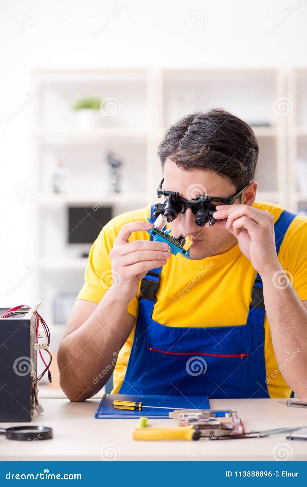The Computer Repair Technician Repairing Hardware Stock Photo - Image ...