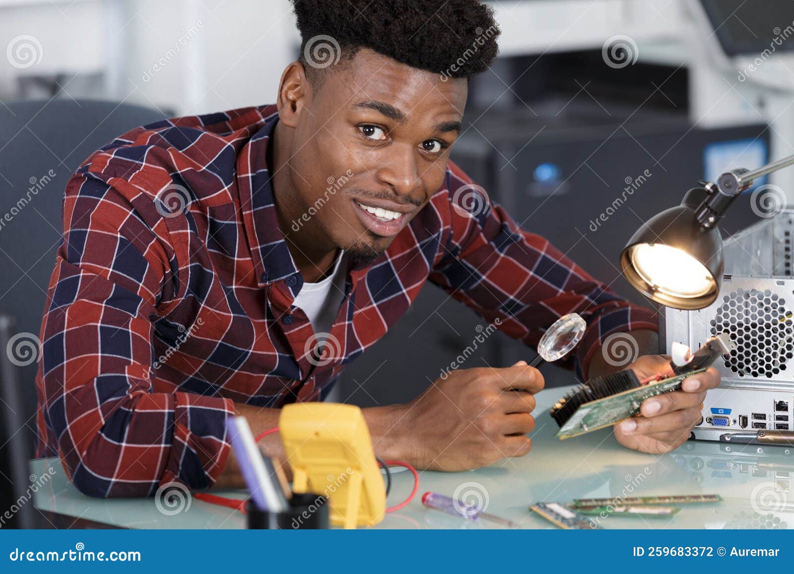 Computer Repairman Using Magnifying Glass Stock Photo - Image of ...