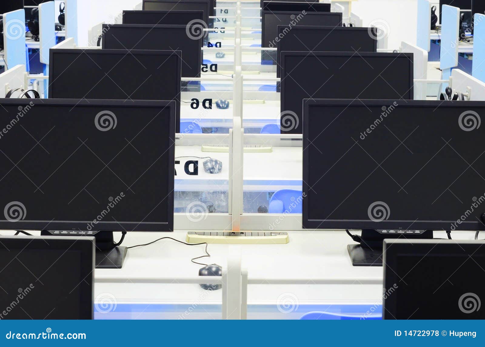 Computer room stock photo. Image of computers, college - 14722978