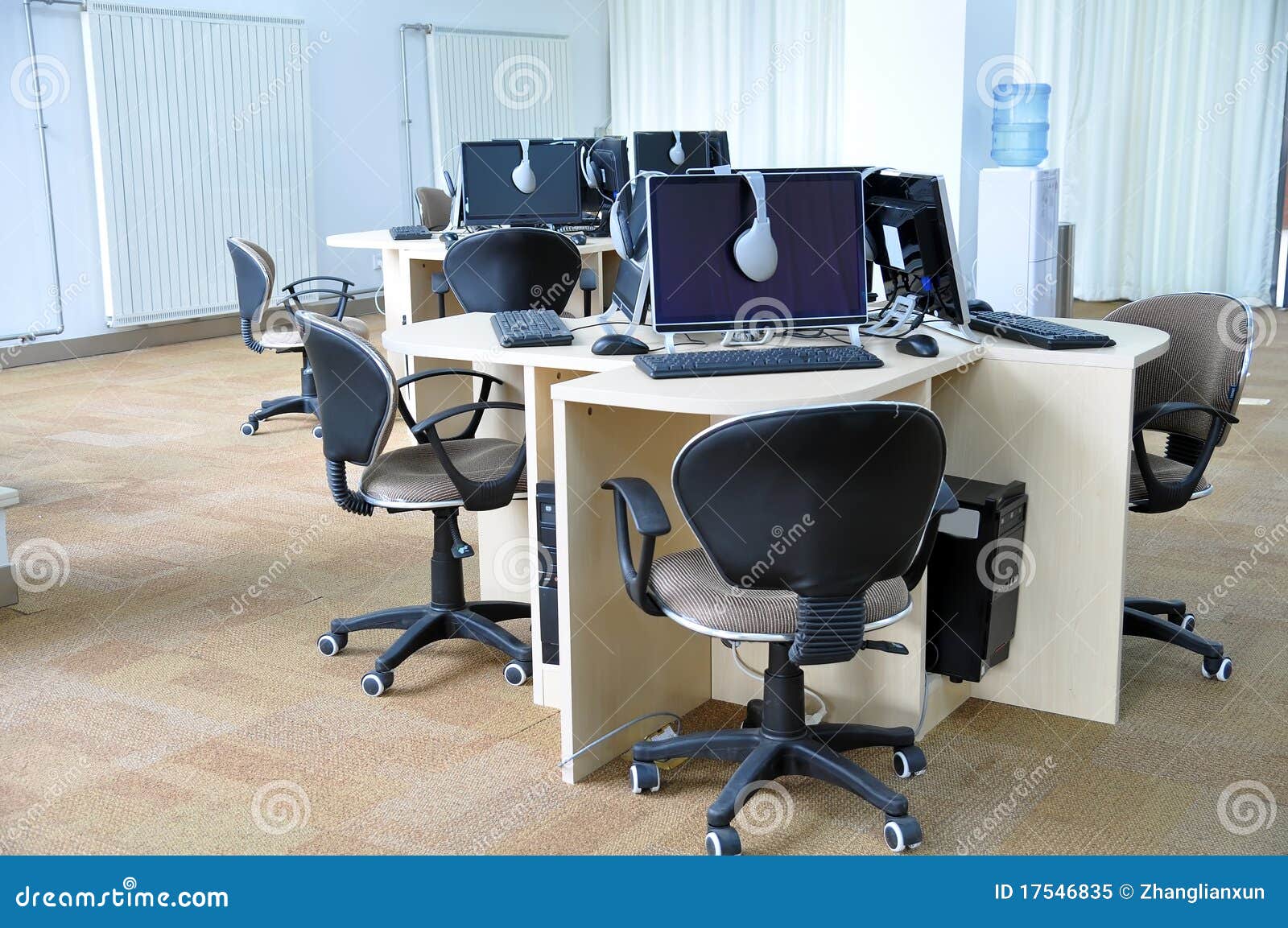 Computer room stock image. Image of computers, school - 17546835