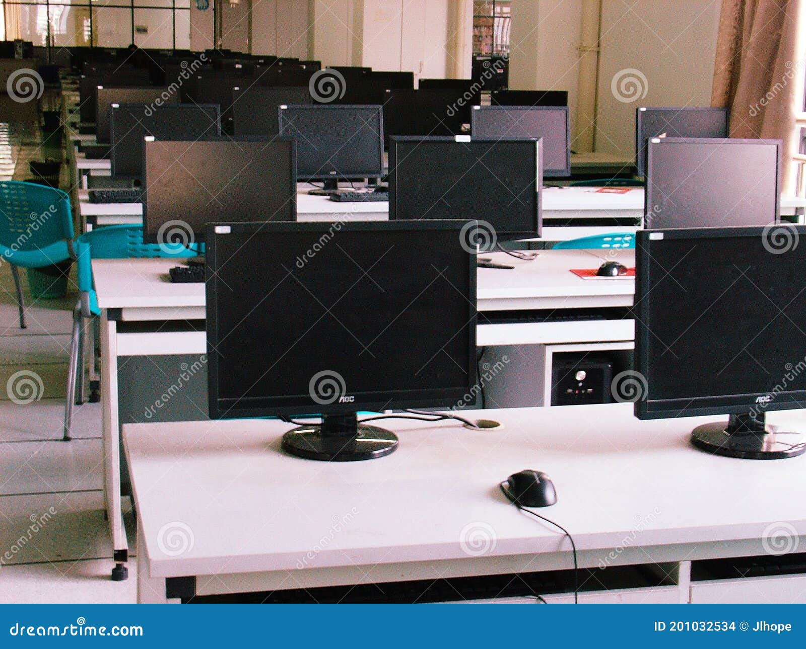 Computer Room of a University in Wuhan City Editorial Stock Image ...