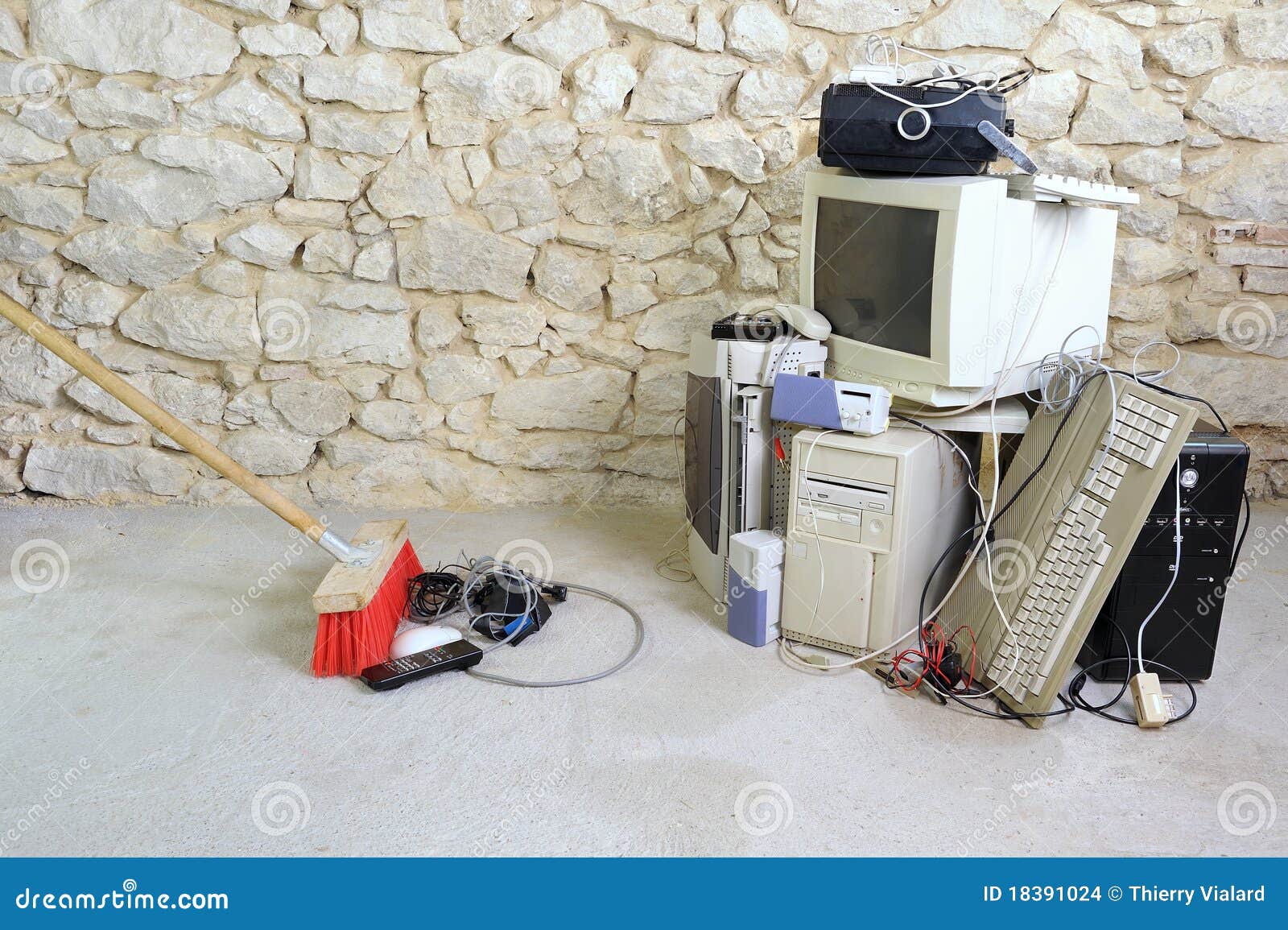 Computer scrap stock photo. Image of broken, office, parts - 18391024