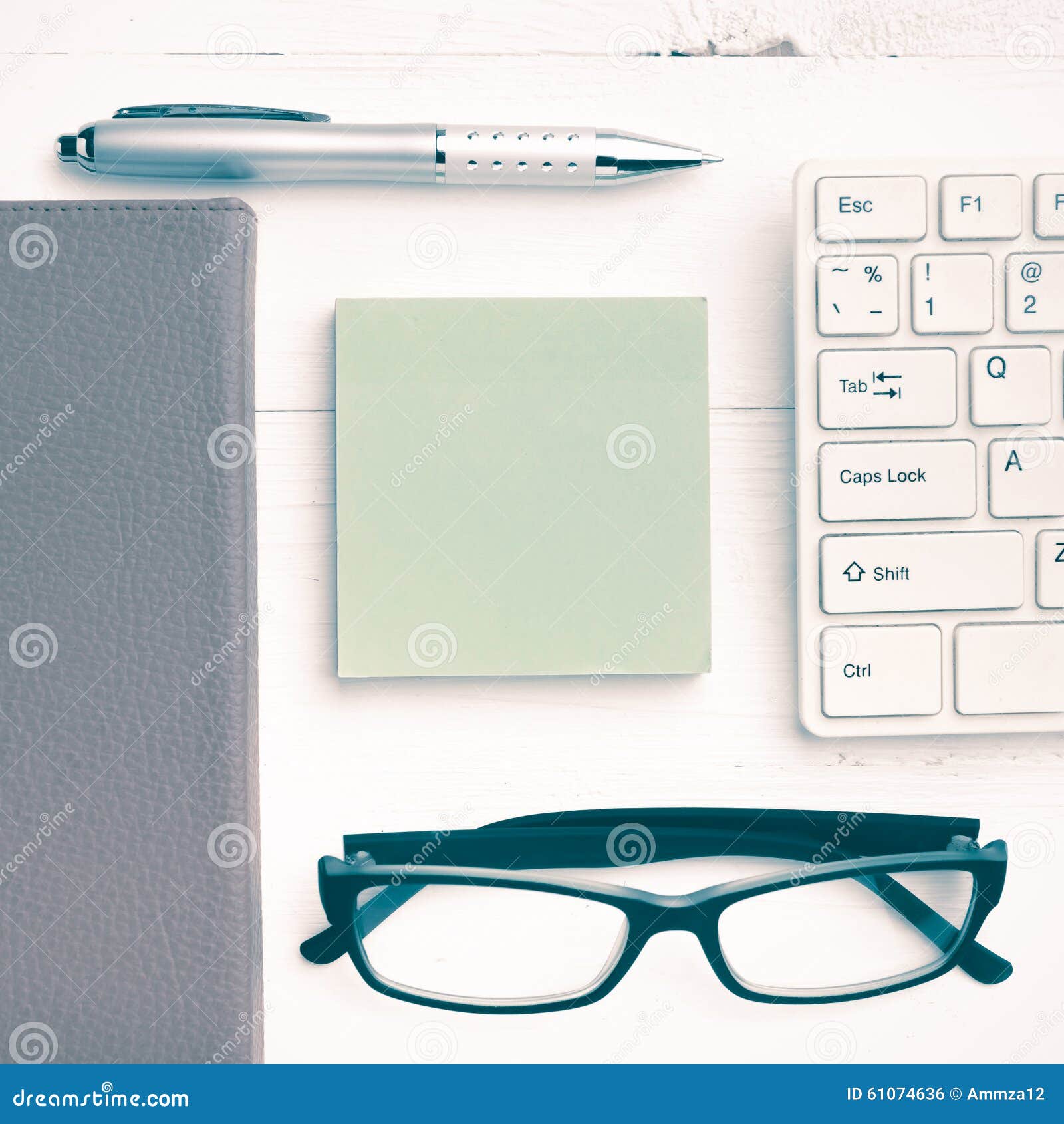 Computer and Sticky Note Vintage Style Stock Photo - Image of blank ...