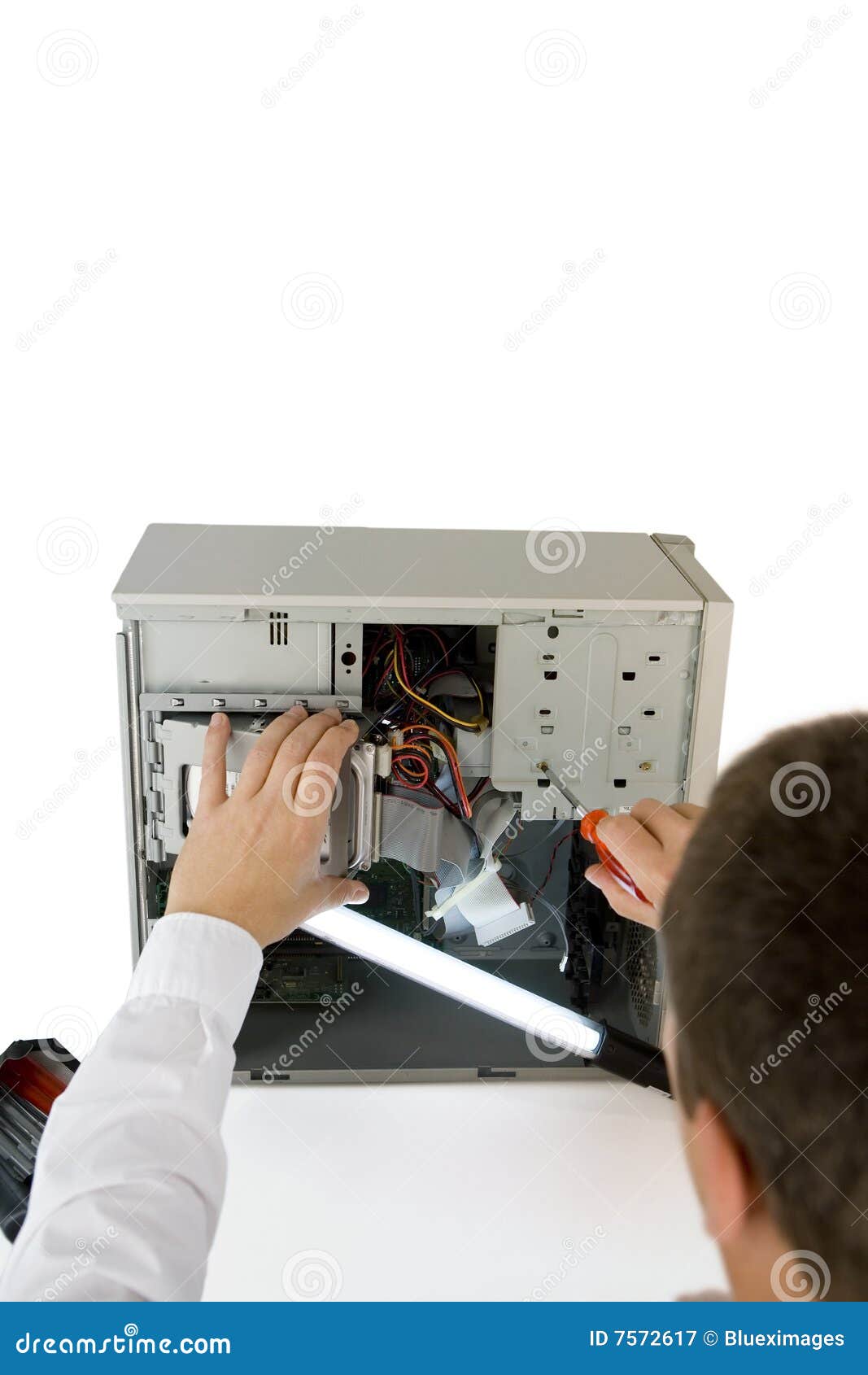 Computerexperte stockbild. Bild von dienstleistungen, ingenieure - 7572617