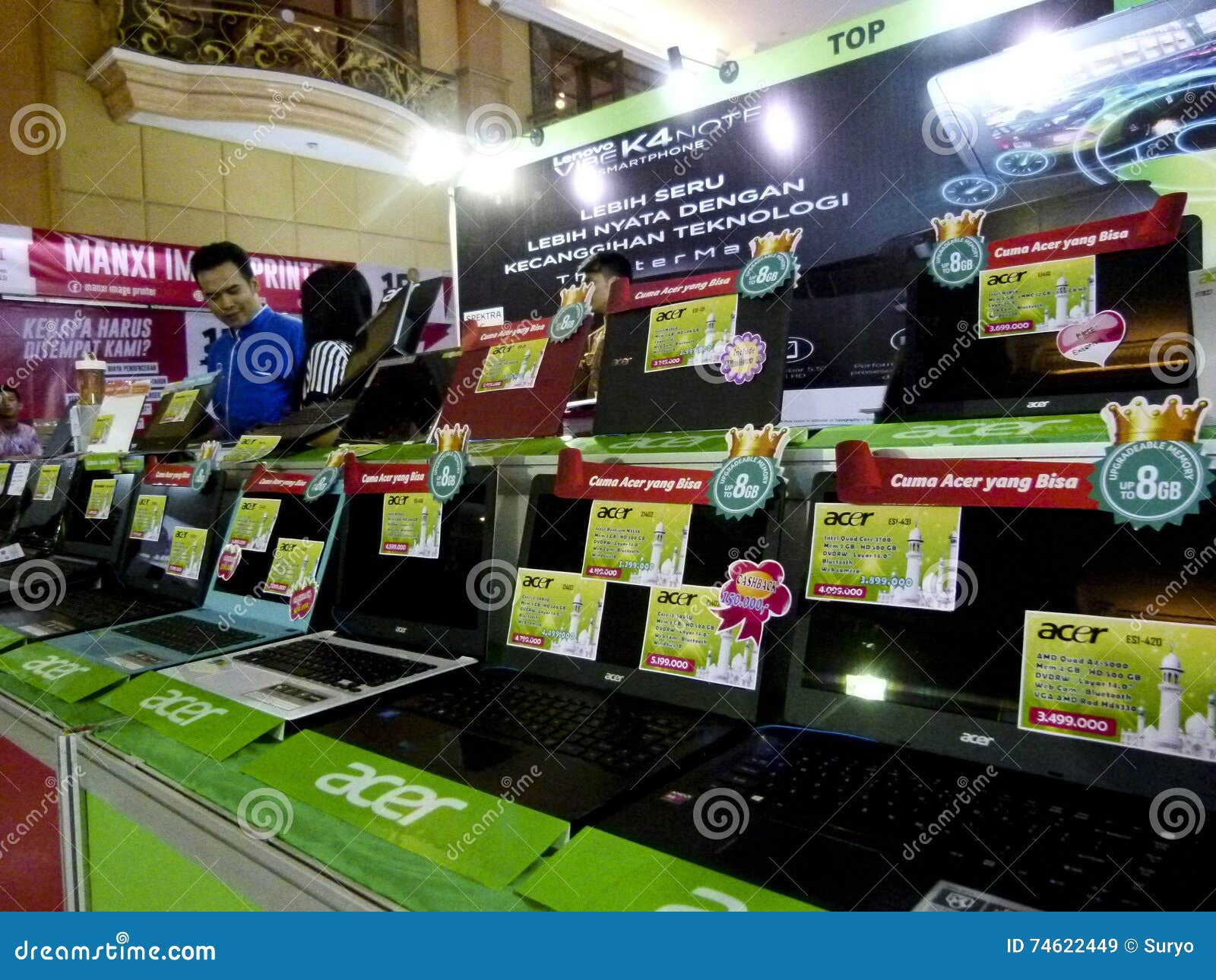 Computers expo editorial stock image. Image of solo, convention - 74622449