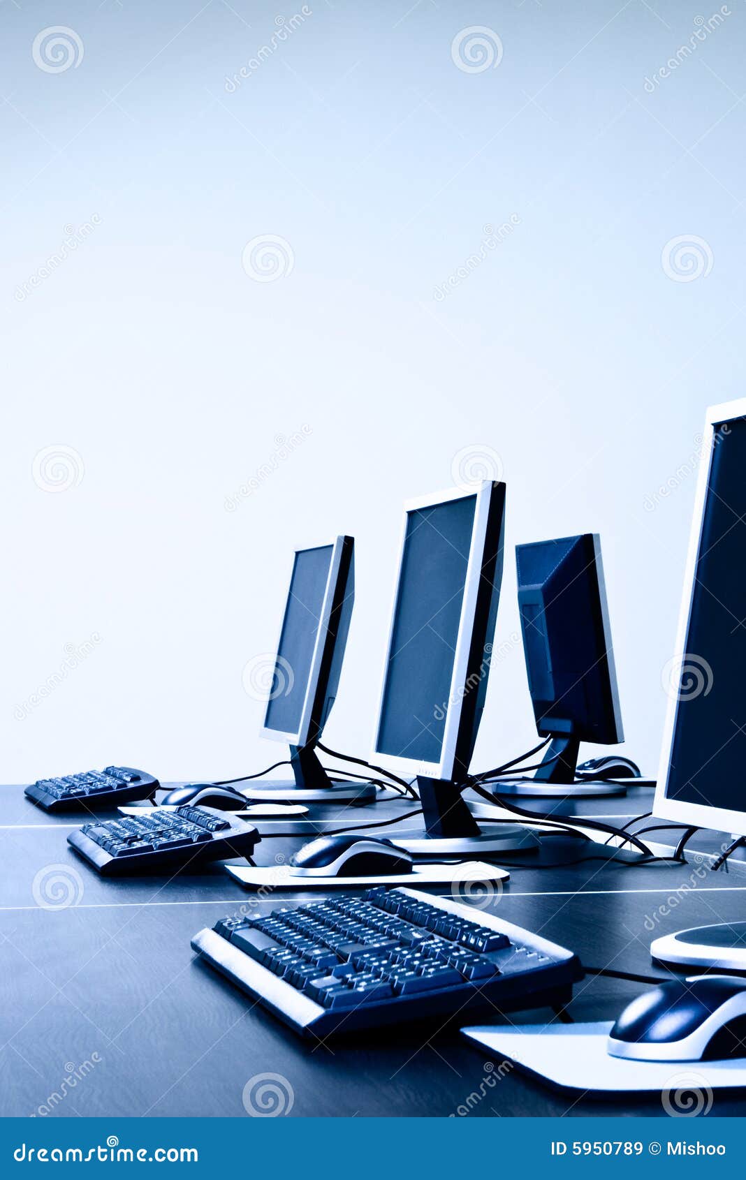 Computers in it office stock image. Image of desk, classroom - 5950789