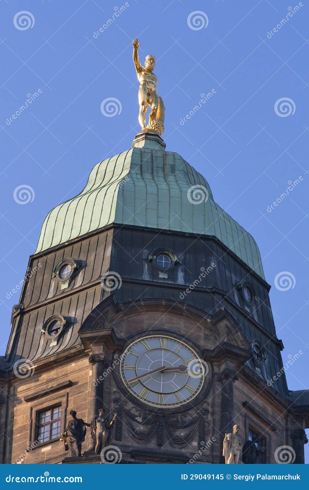 Comune di Dresda Germania immagine stock. Immagine di statua - 29049145