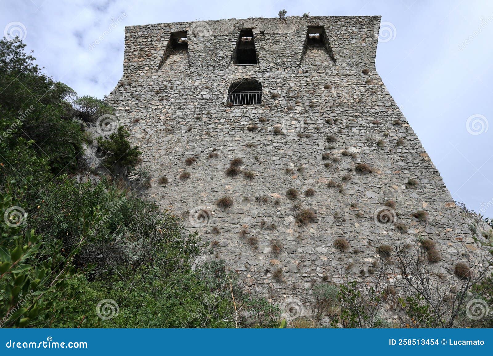 Conca Dei Marini - Facciata Della Torre Capo Di Conca Rivolta Verso Il ...