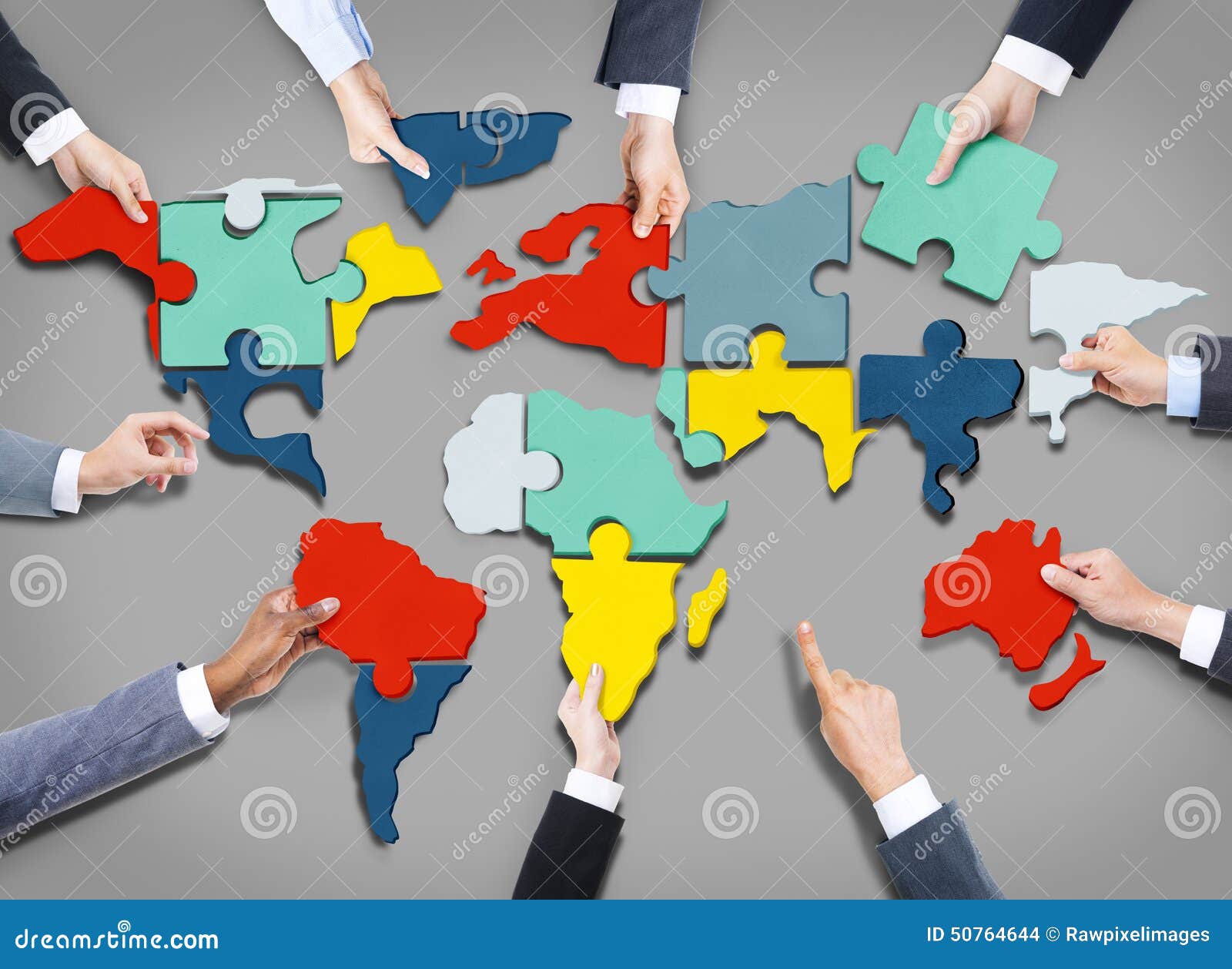 Conceito De Team World Map Jigsaw Puzzle Da Empresa Foto de Stock ...