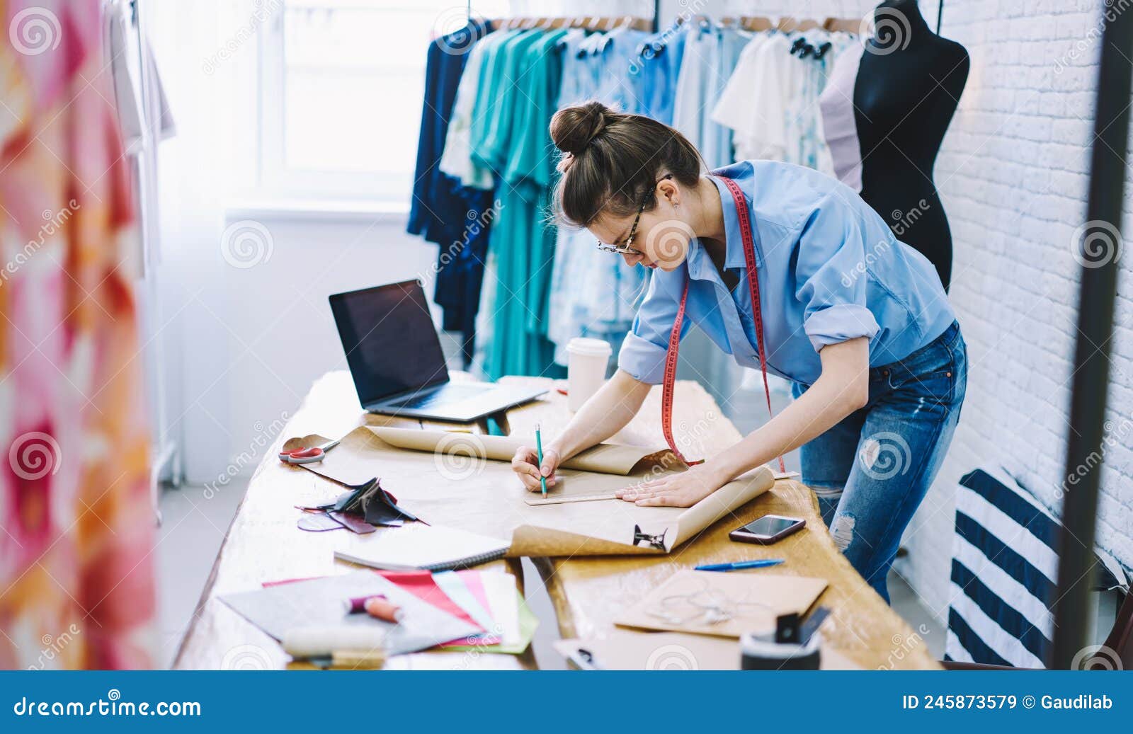 Concentrated Female Designer Drawing on Paper in Studio Stock Image ...