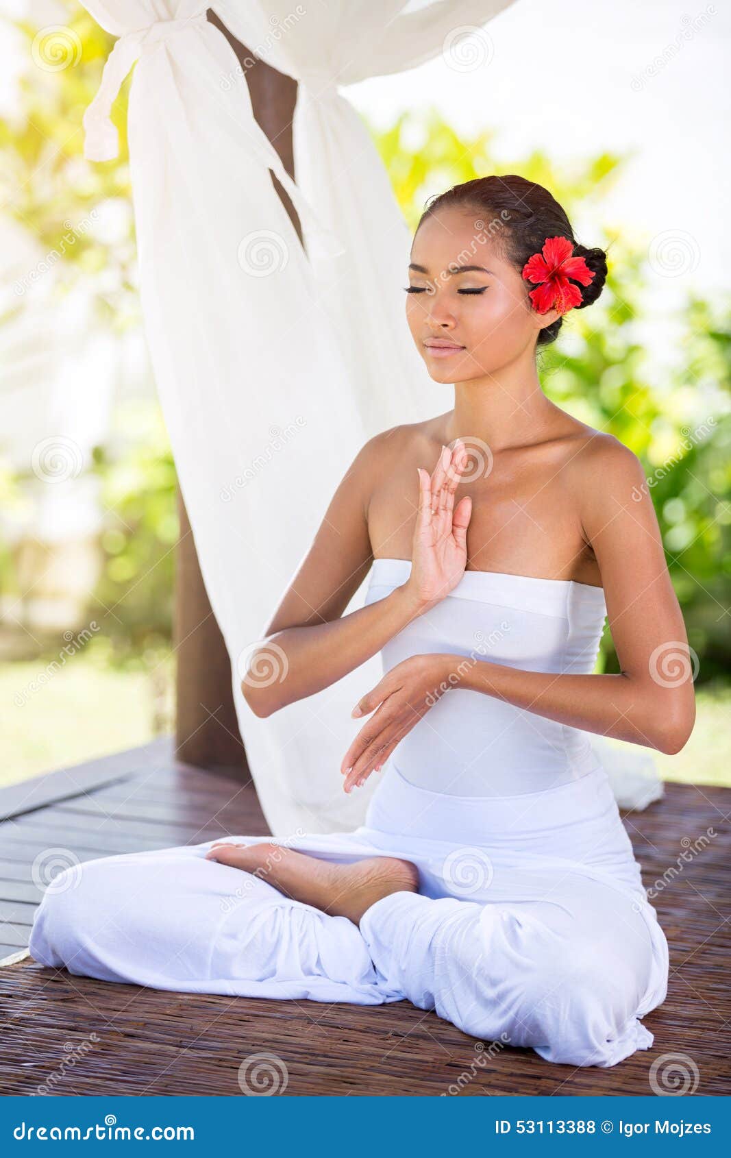Concentration Asian Woman in Buda Pose Stock Photo - Image of asia ...