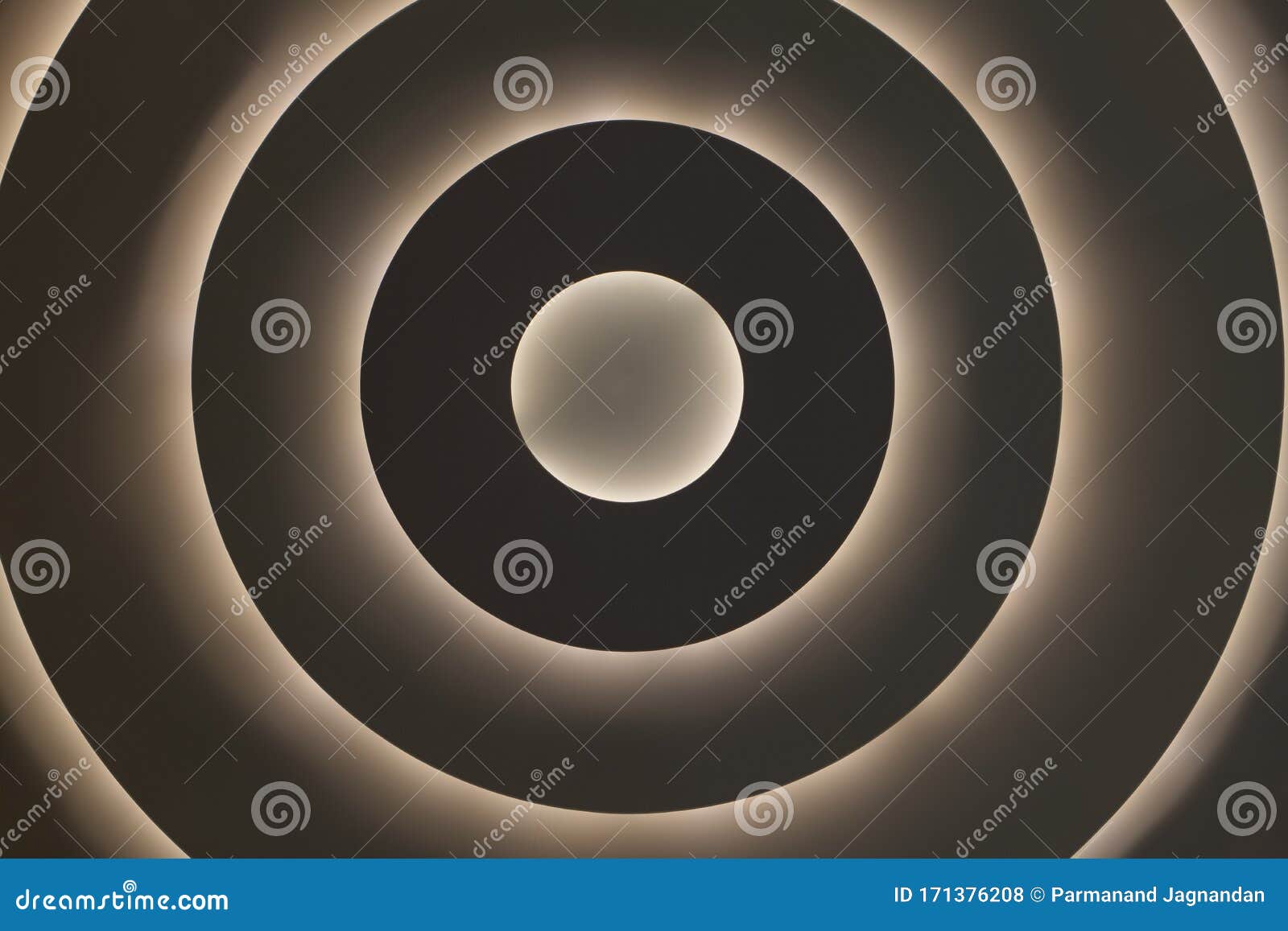 Concentric Circles of a Ceiling Stock Illustration - Illustration of ...