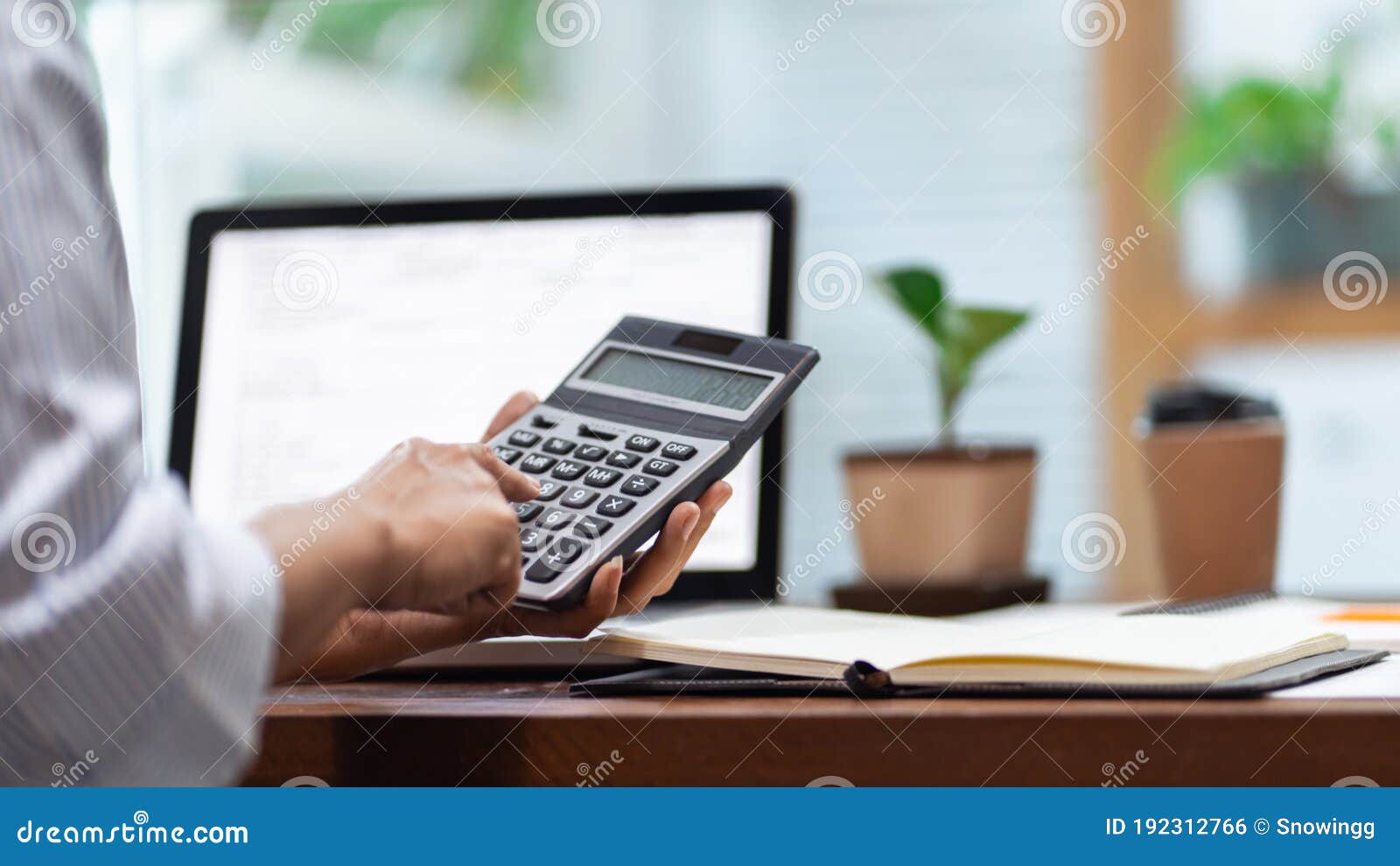 97,789 Accounting Man Office Stock Photos - Free & Royalty-Free Stock ...