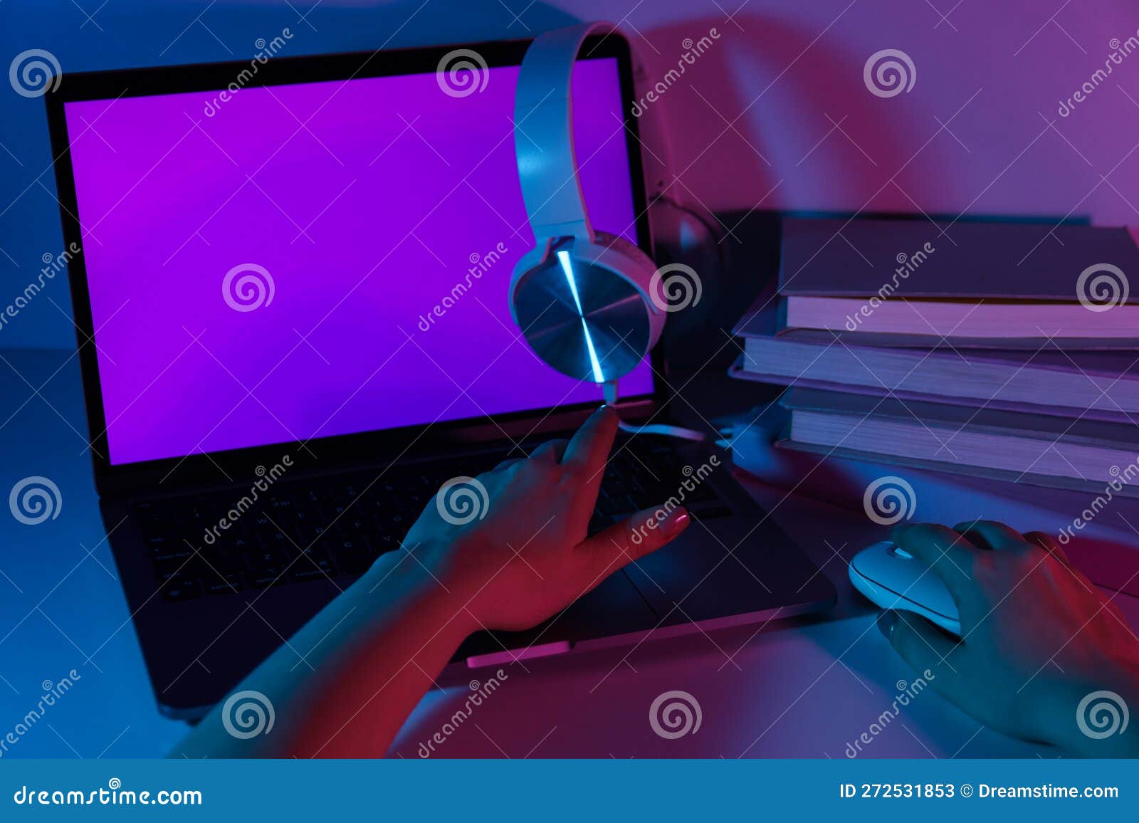 Concept of Books Vs Technology, Old Search for Information Vs Modern ...