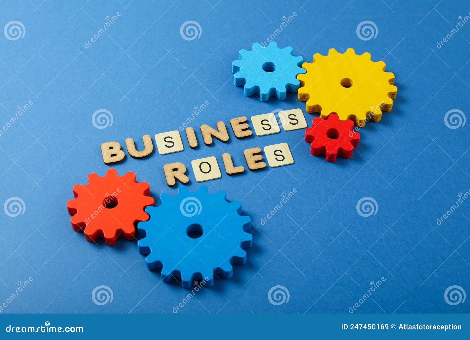 Roles And Responsibilities Text Quote On Notepad, Concept Background ... Roles And Responsibilities Text Quote On Notepad, Concept Background ...