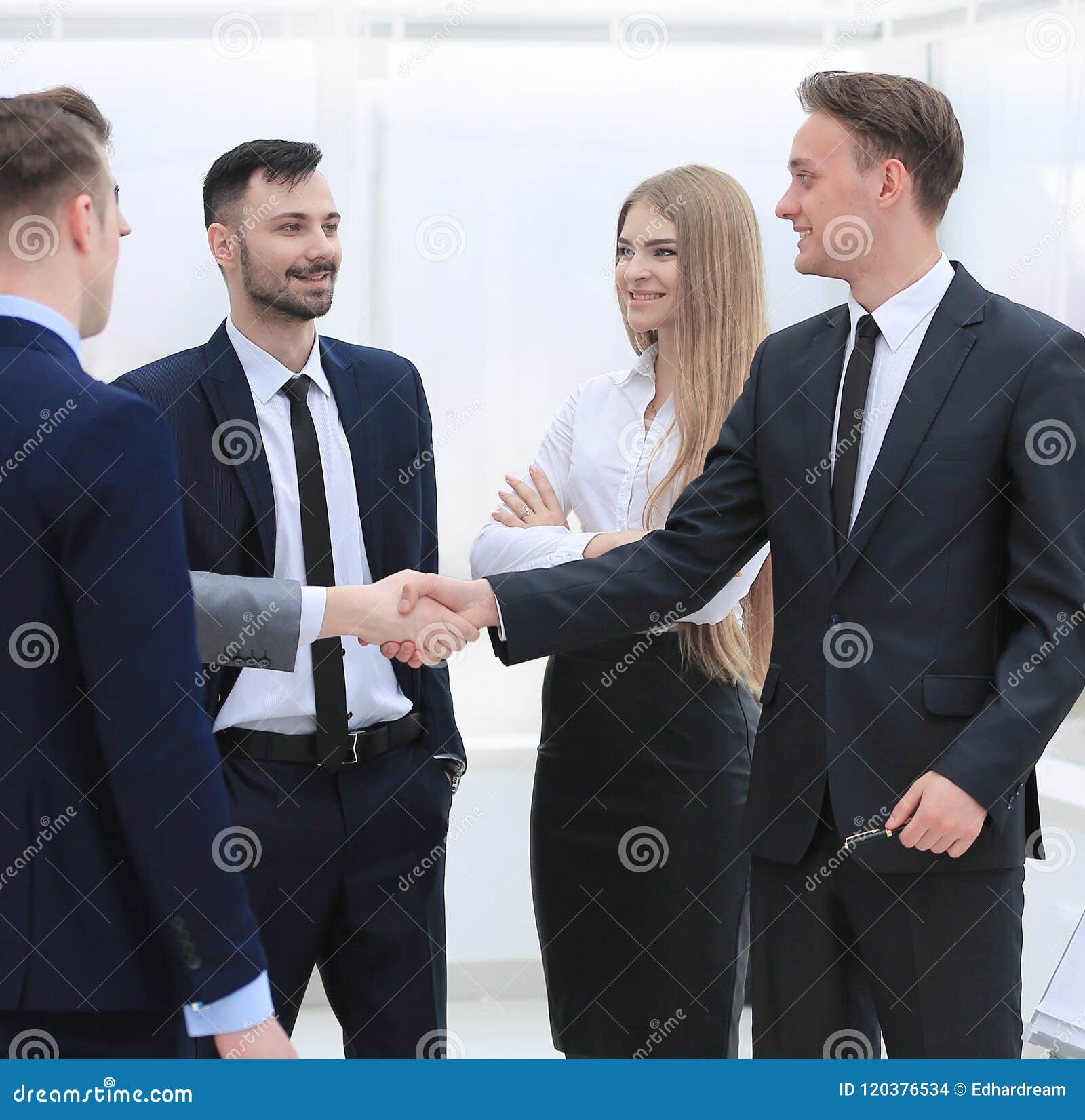 Handshake Manager and the Client in the Office Stock Photo - Image of ...