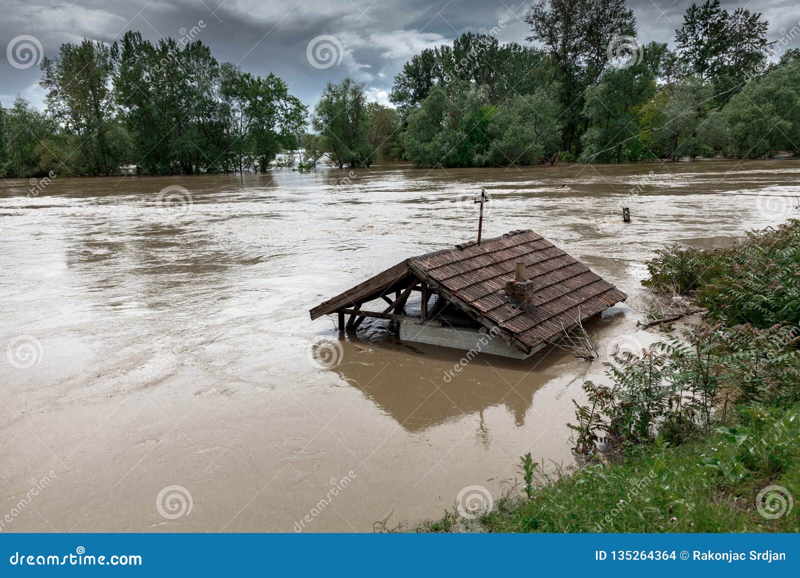 Concept De Catastrophes Naturelles Inondations Photo stock - Image du ...
